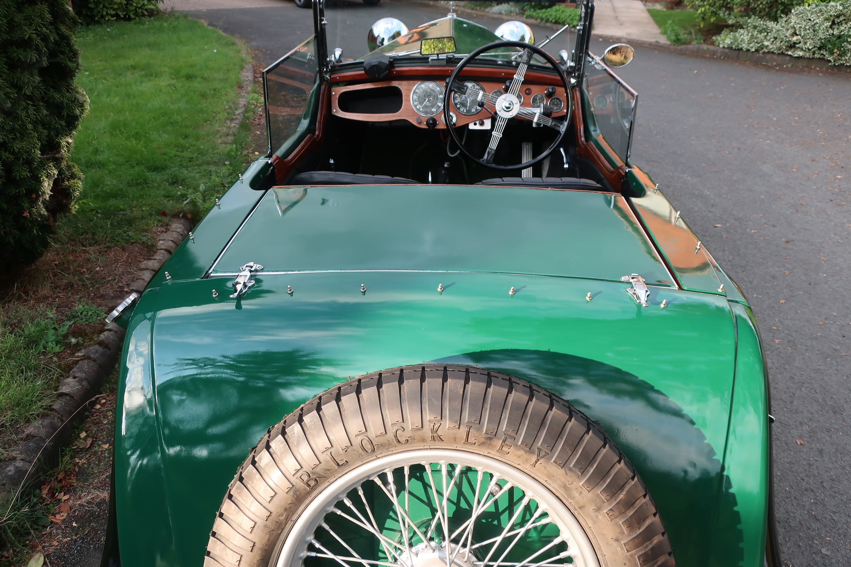 Lot 383 - 1933 Wolseley Hornet Special Meredith
