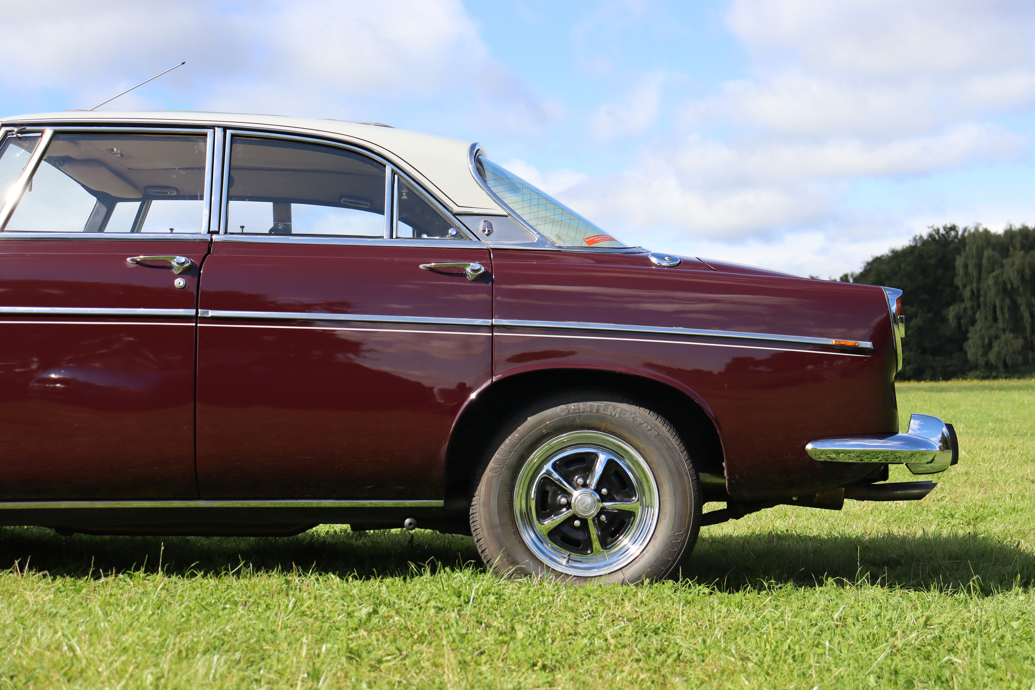 Lot 316 - 1973 Rover P5B 3.5 Coupe