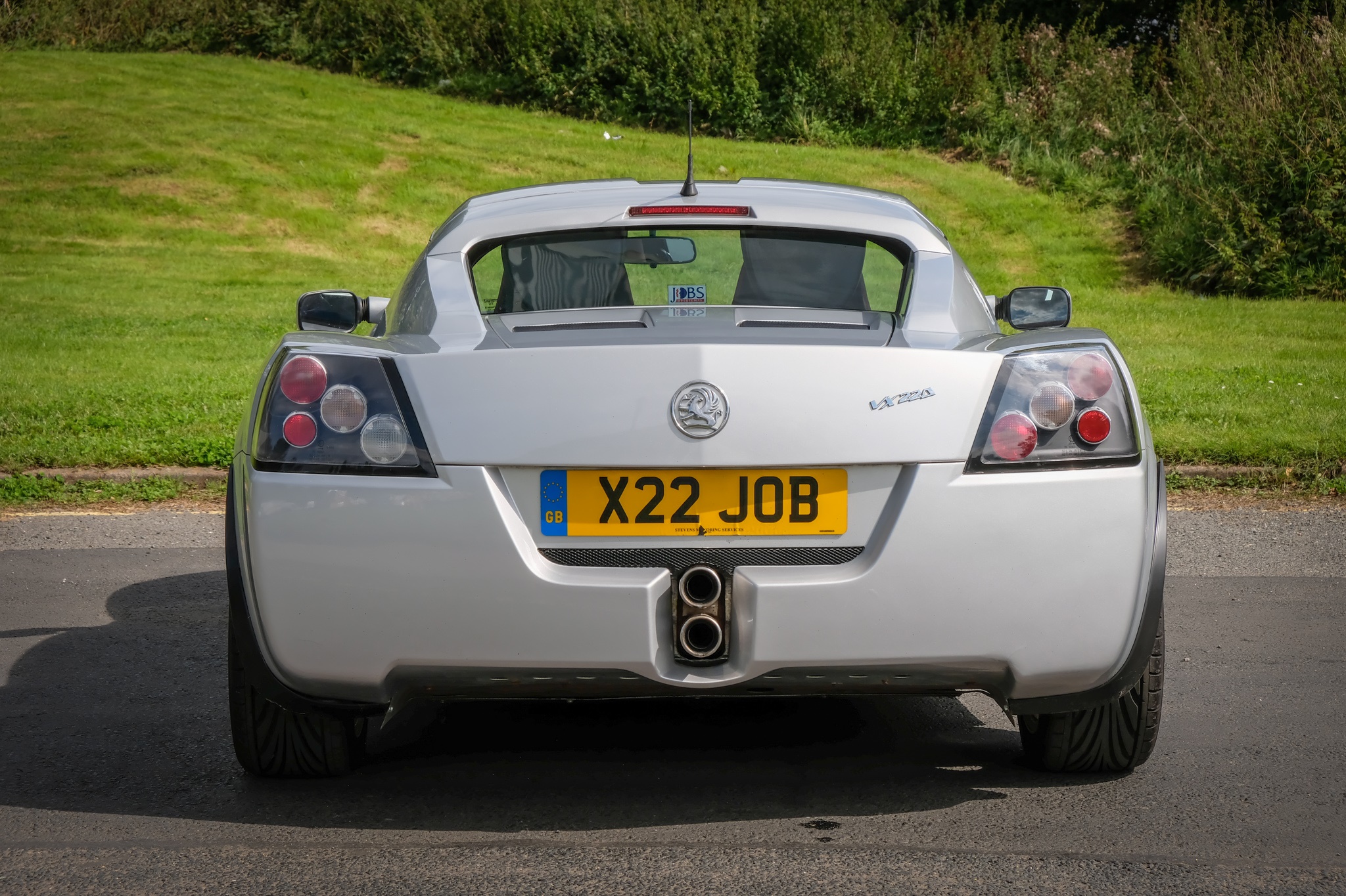 Lot 101 - 2001 Vauxhall VX220