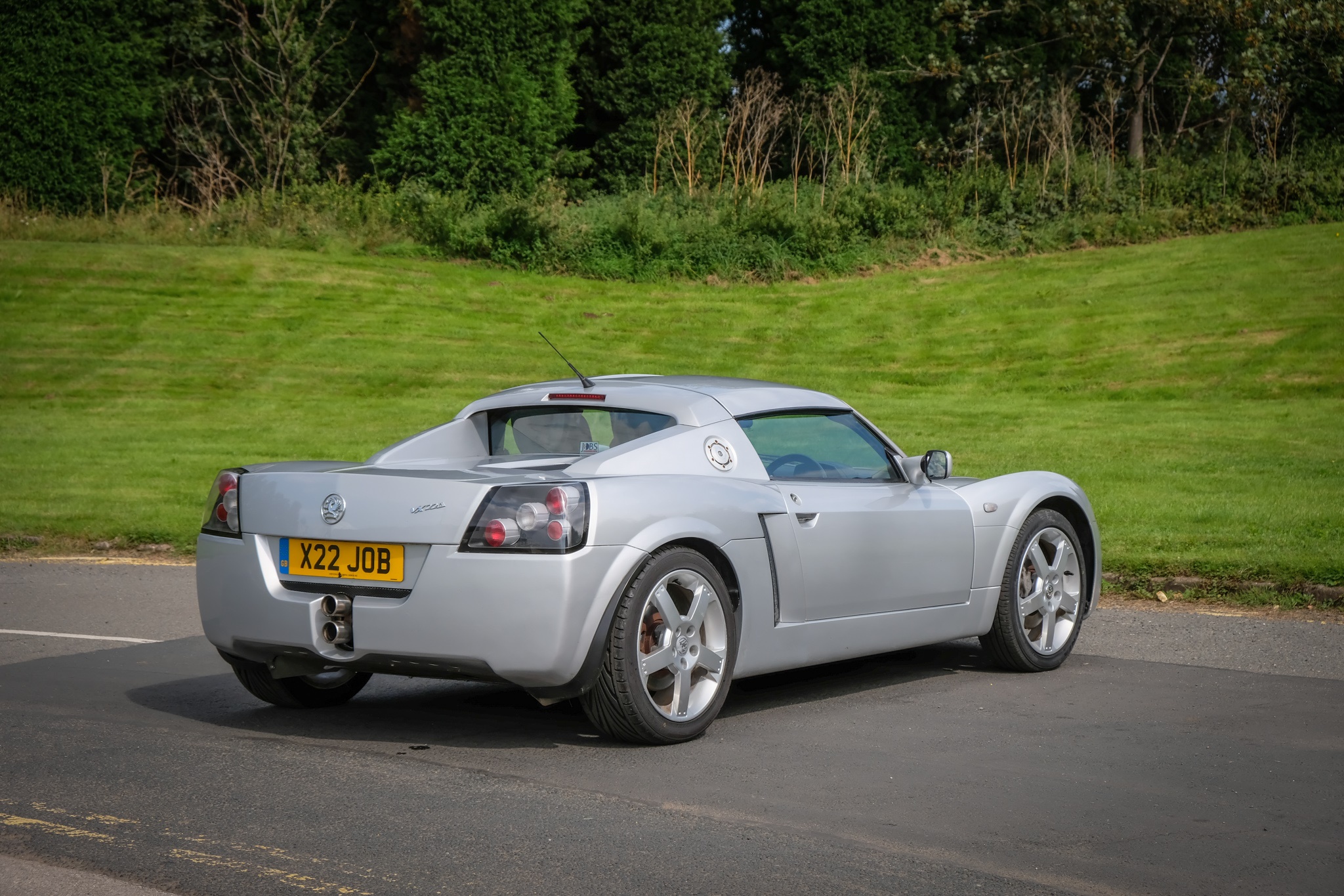 Lot 101 - 2001 Vauxhall VX220