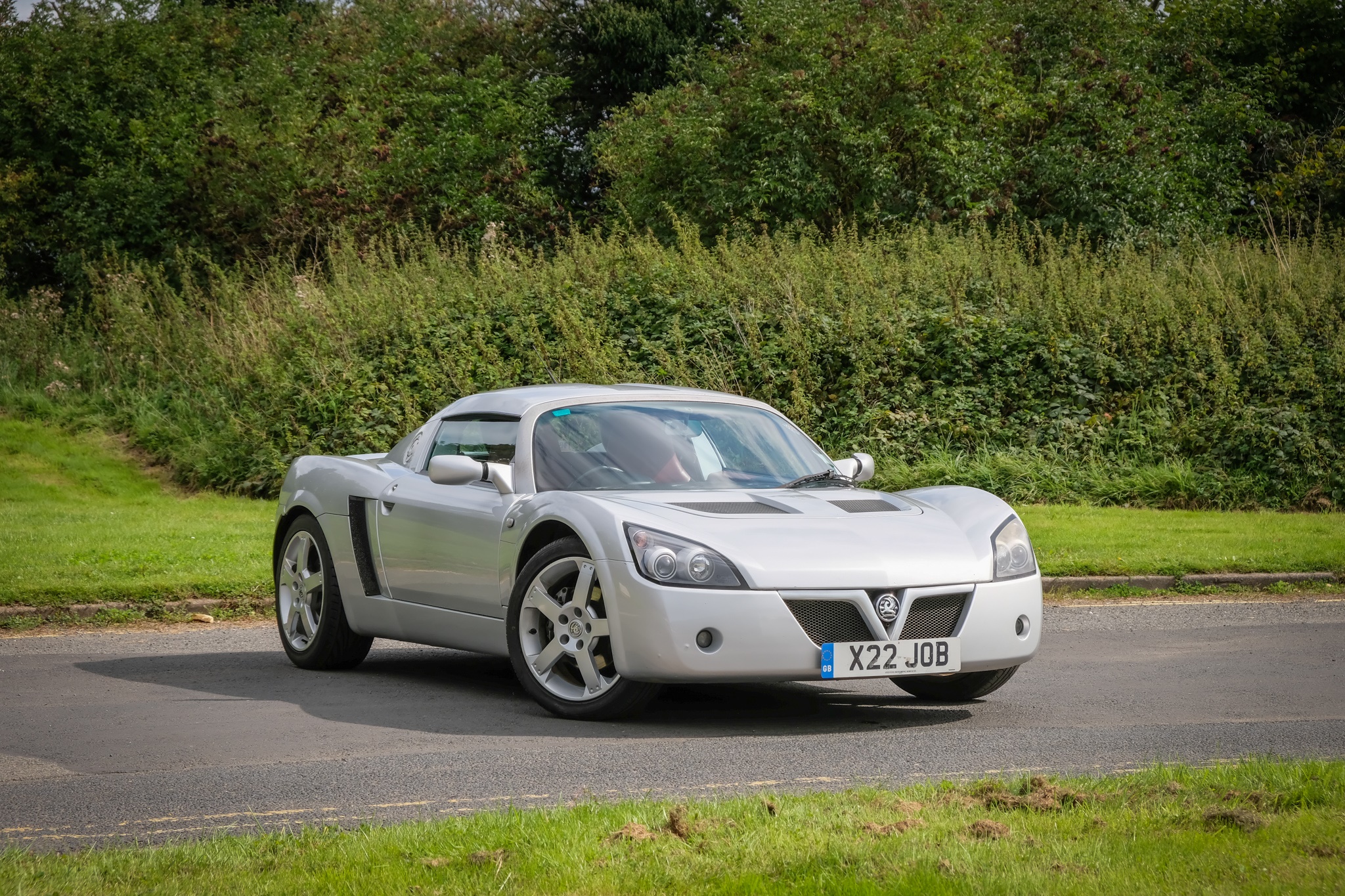 Lot 101 - 2001 Vauxhall VX220