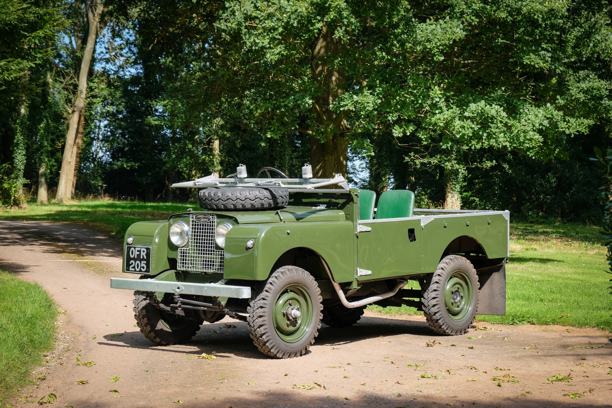 Lot 462 - 1953 Land Rover Series I 86''