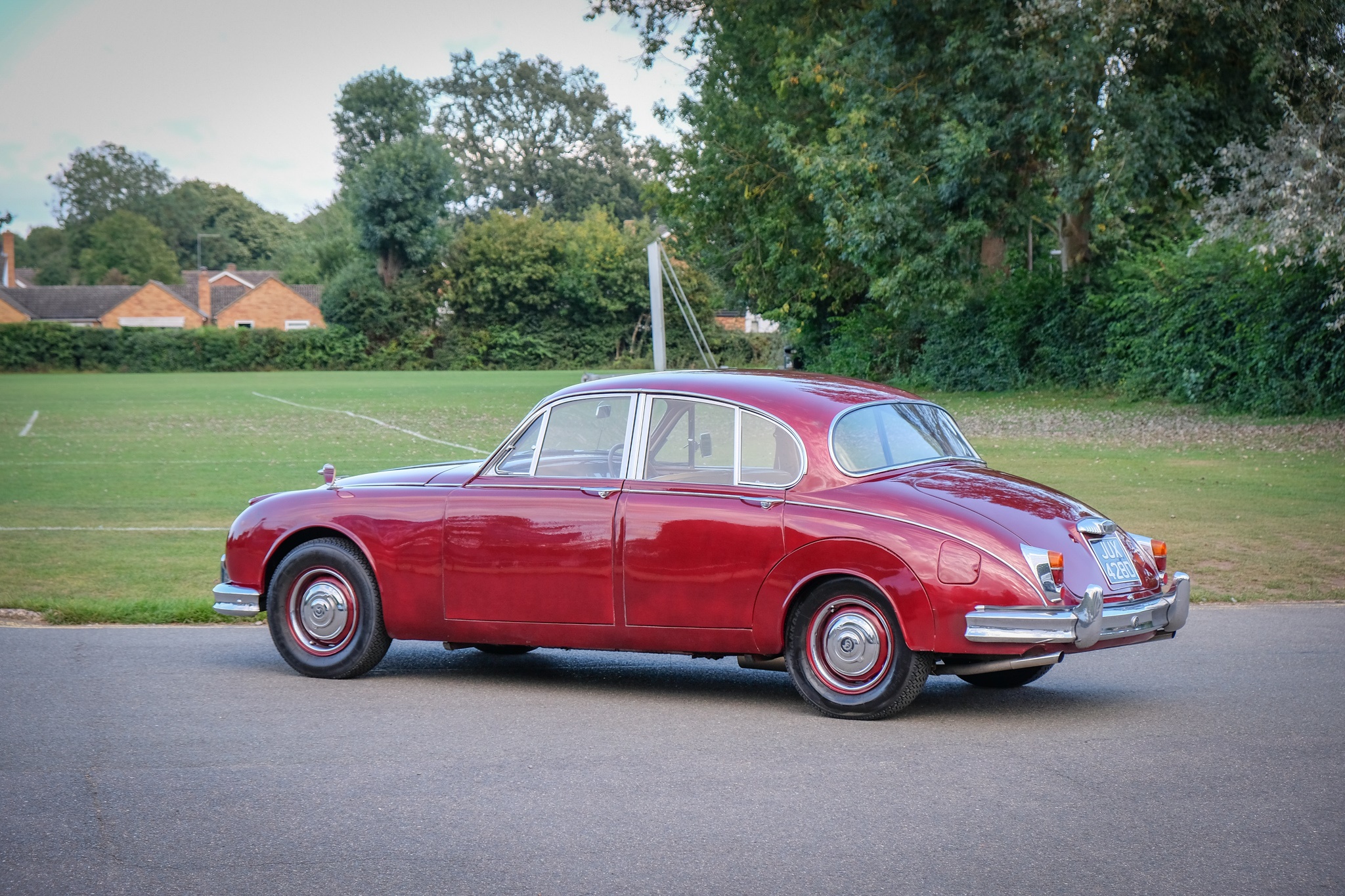 Lot 404 - 1966 Daimler 2.5 V8 Saloon