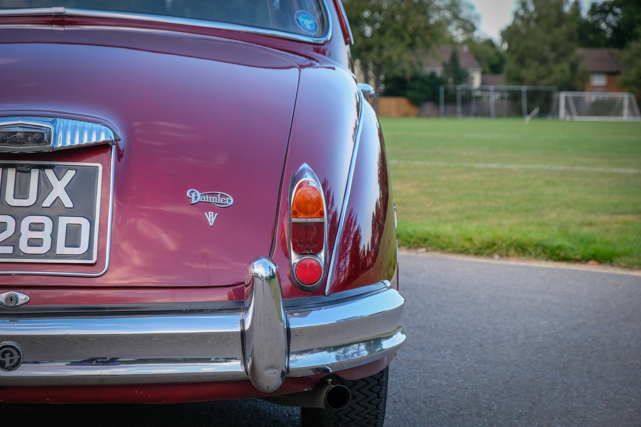 Lot 404 - 1966 Daimler 2.5 V8 Saloon
