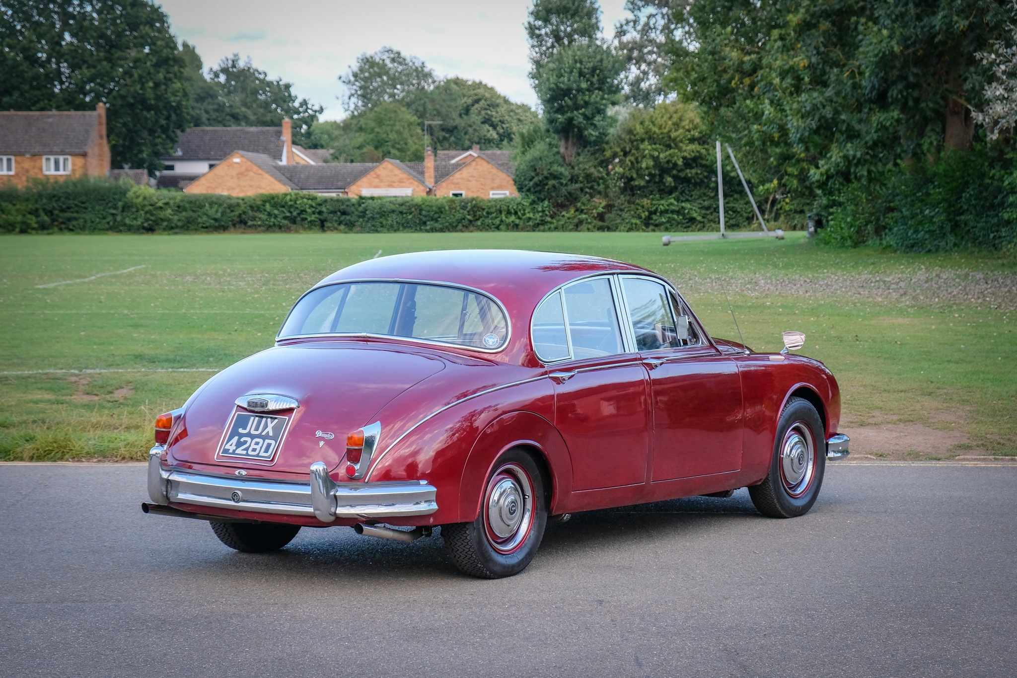 Lot 404 - 1966 Daimler 2.5 V8 Saloon