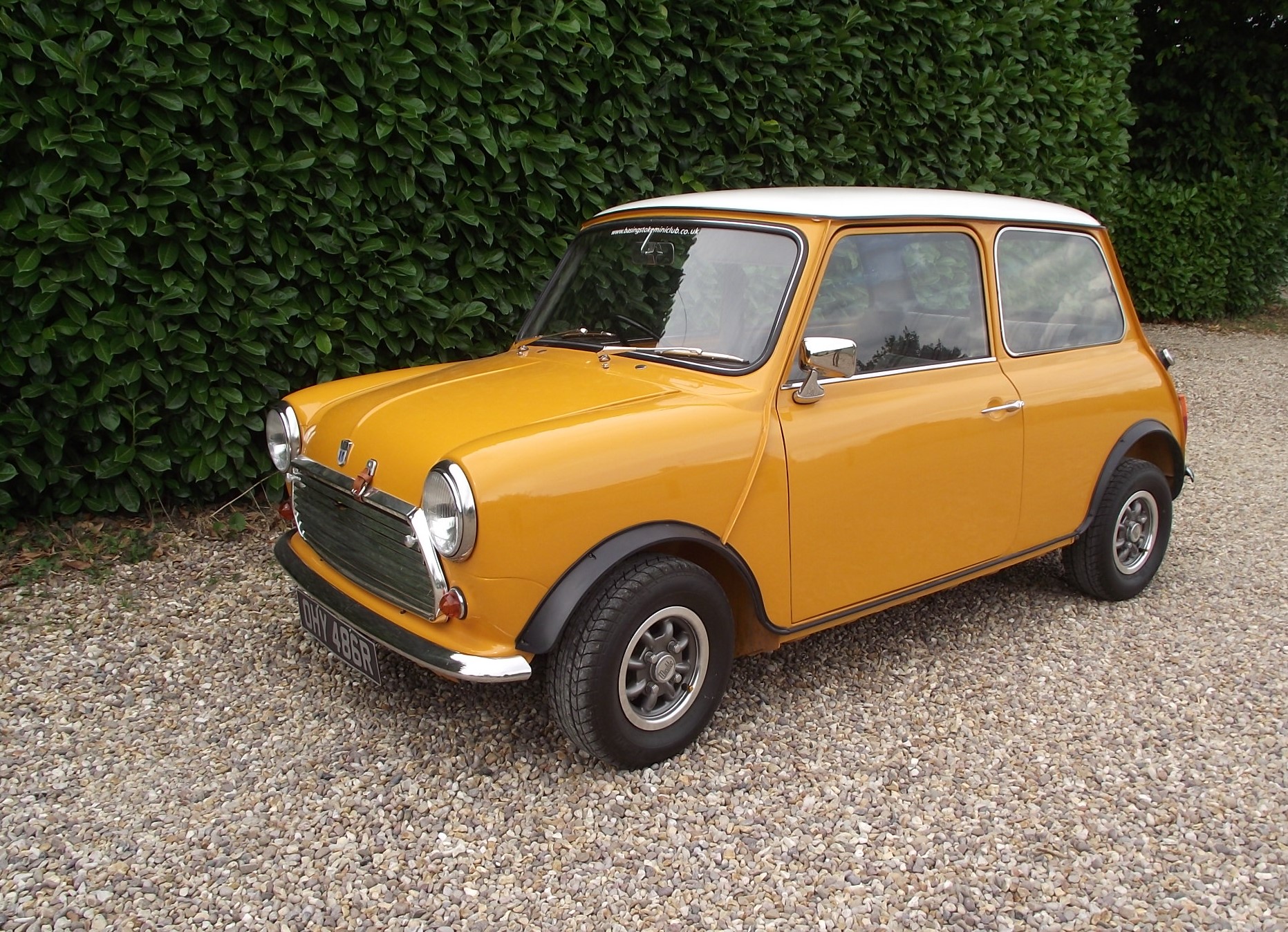 Lot 350 - 1977 Leyland Mini 1000