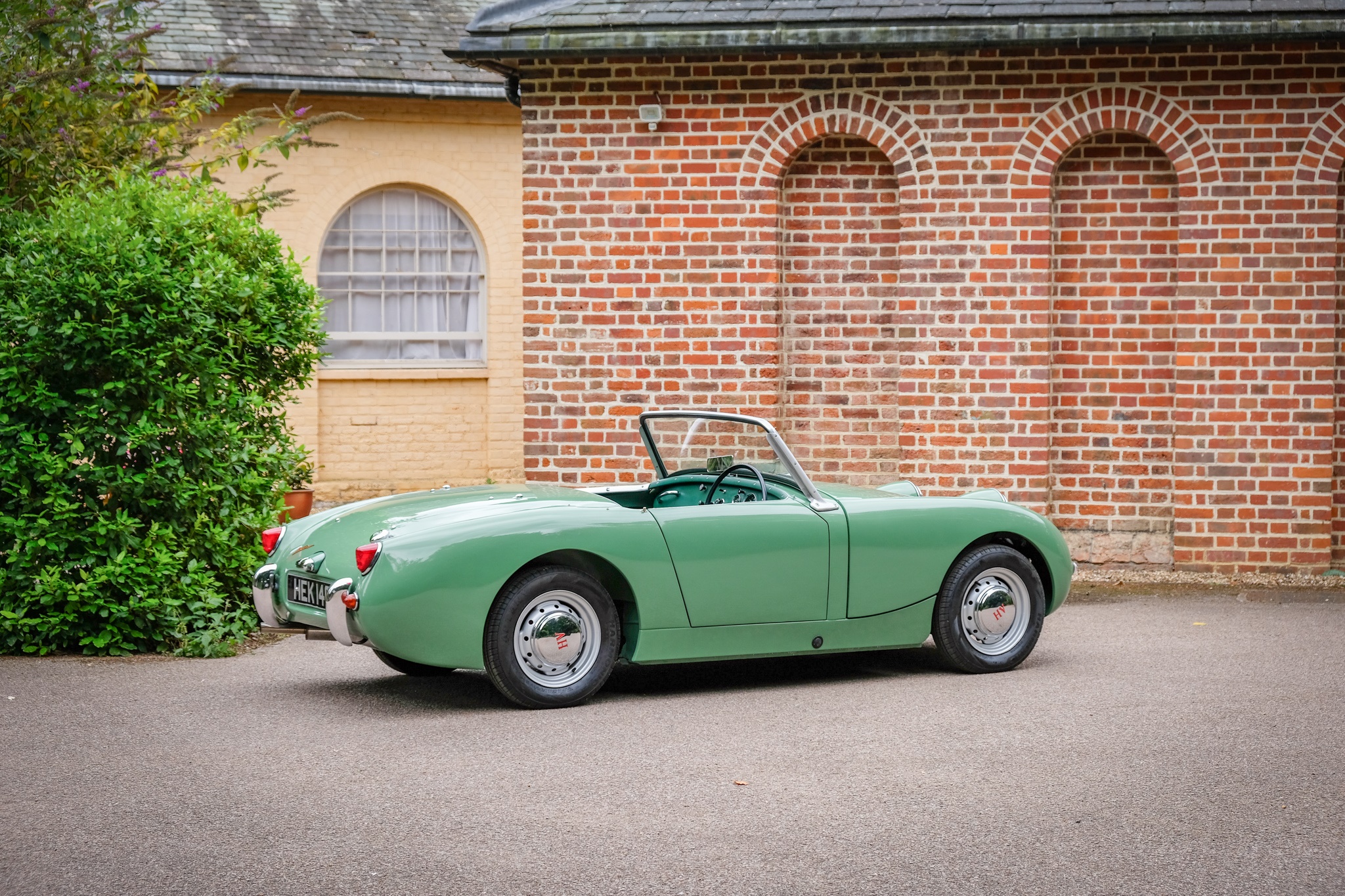 Lot 305 - 1960 Austin Healey 'Frogeye' Sprite MkI