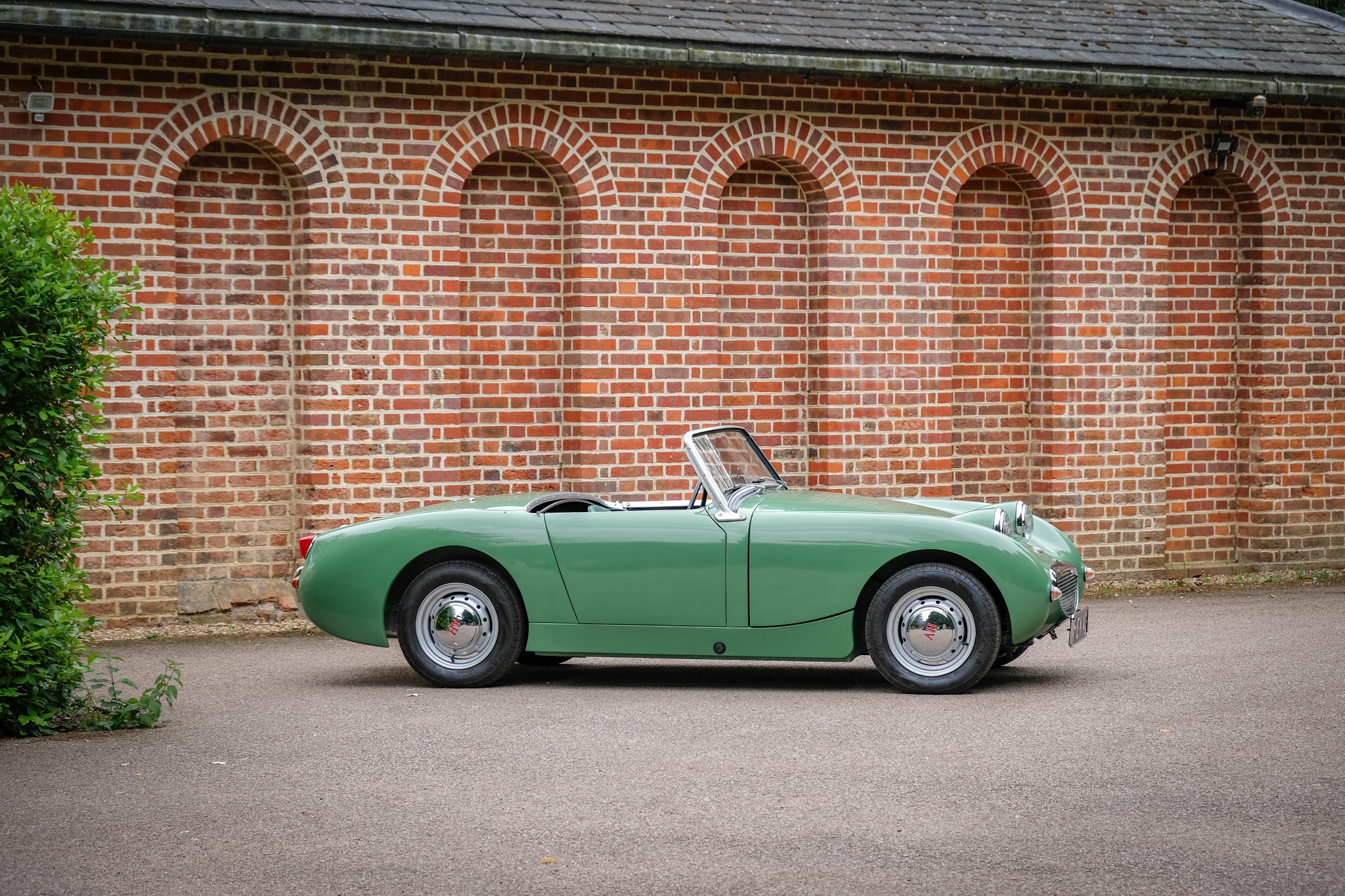 Lot 305 - 1960 Austin Healey 'Frogeye' Sprite MkI
