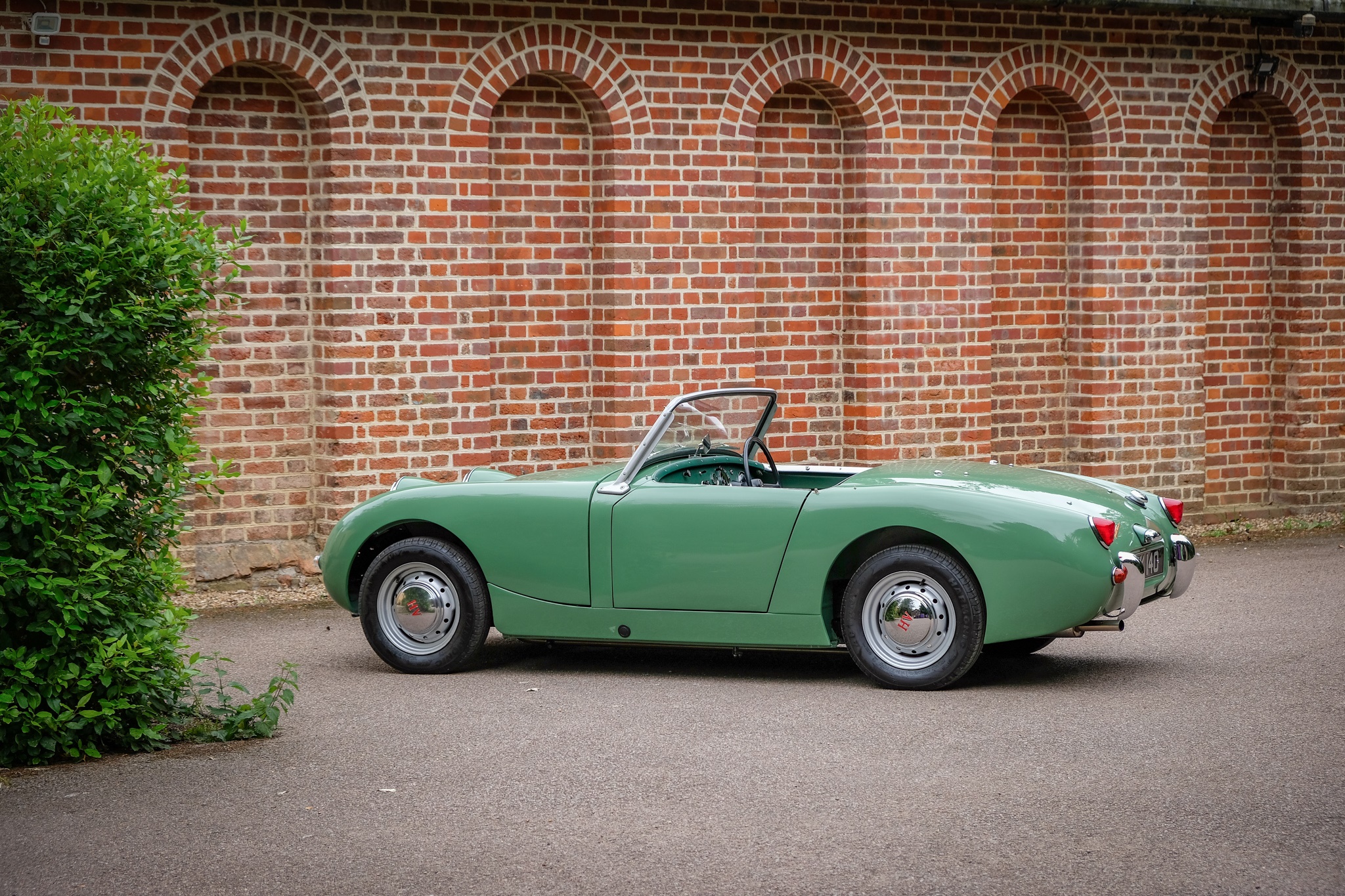 Lot 305 - 1960 Austin Healey 'Frogeye' Sprite MkI