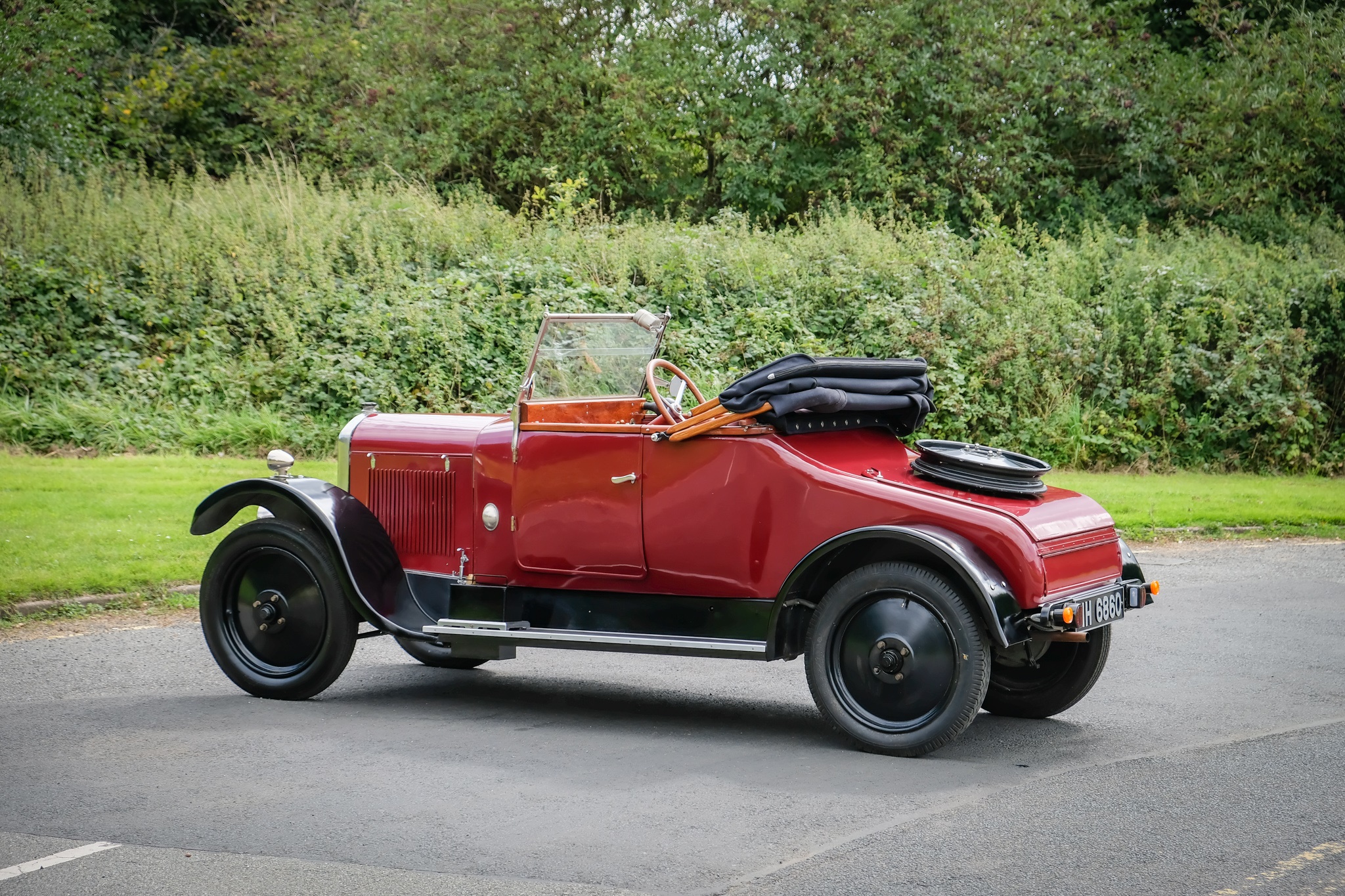 Lot 461 - 1926 Singer 10/26 Two-Seater DHC with Dickey