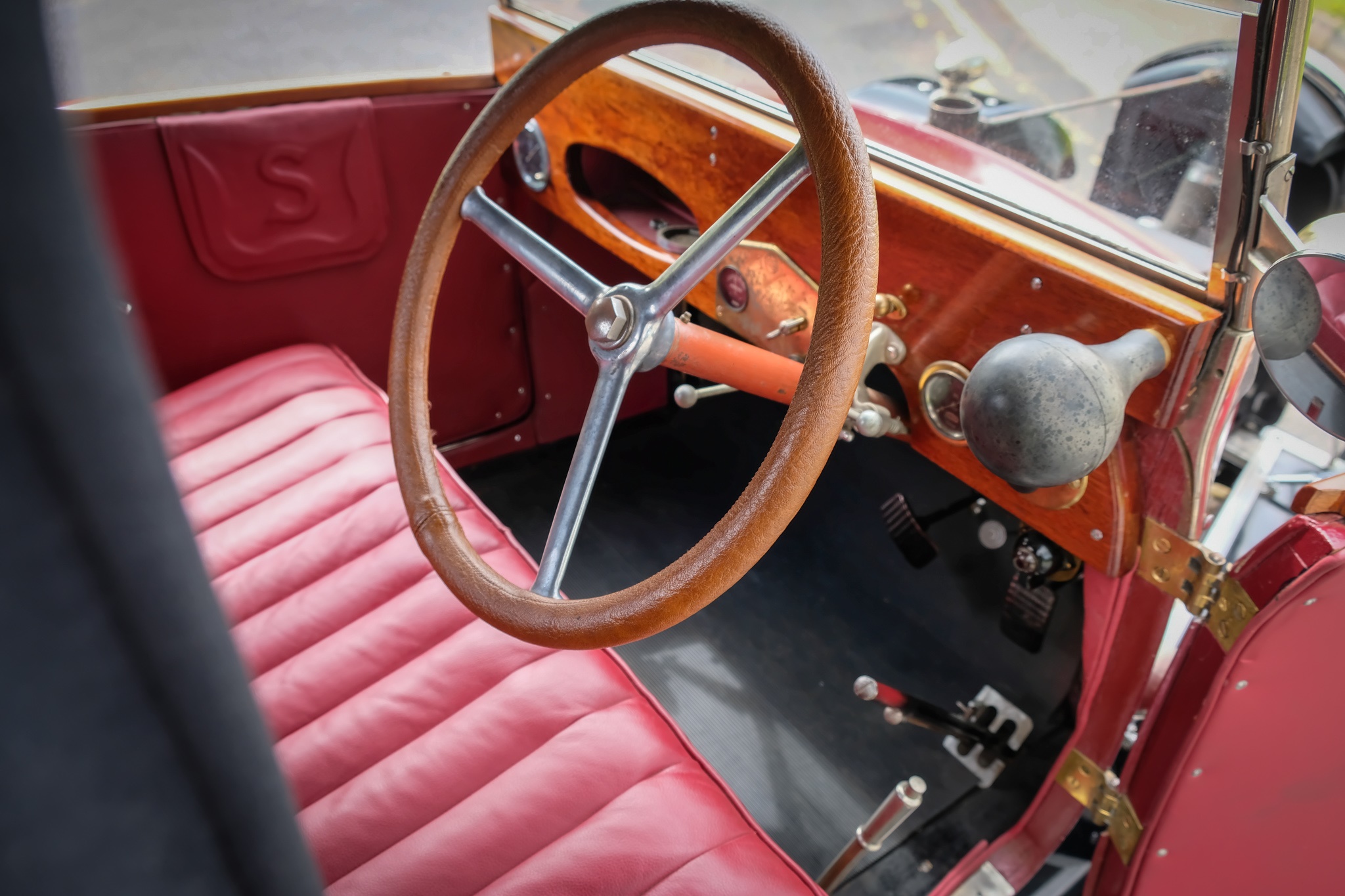 Lot 461 - 1926 Singer 10/26 Two-Seater DHC with Dickey