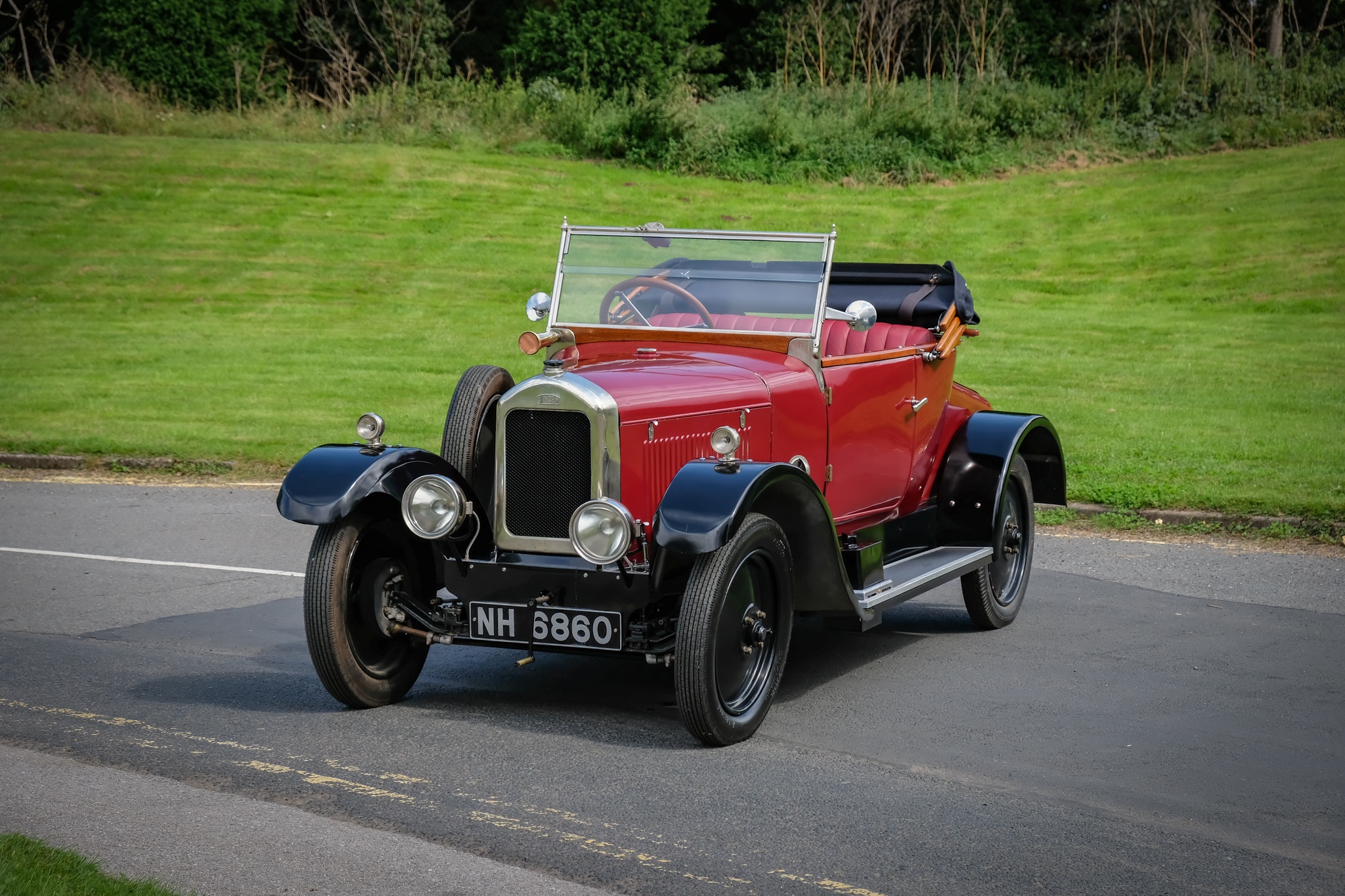 Lot 461 - 1926 Singer 10/26 Two-Seater DHC with Dickey