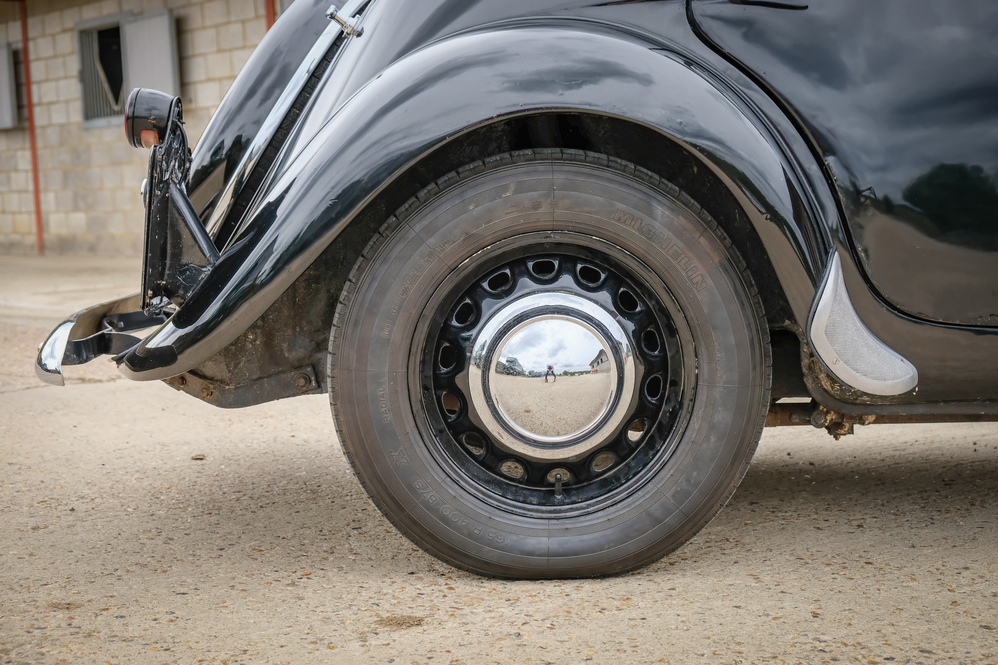 Lot 335 - 1950 Citroen Light 15 Traction Avant