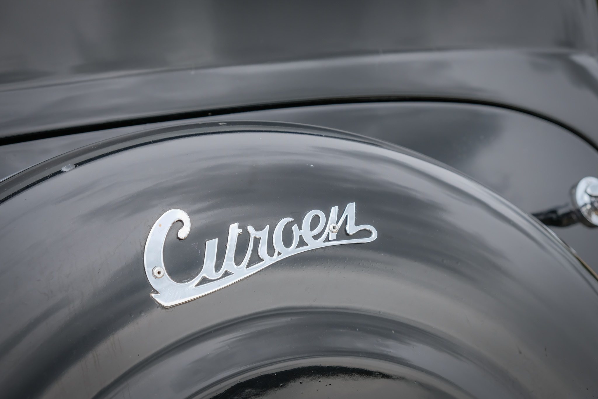 Lot 335 - 1950 Citroen Light 15 Traction Avant