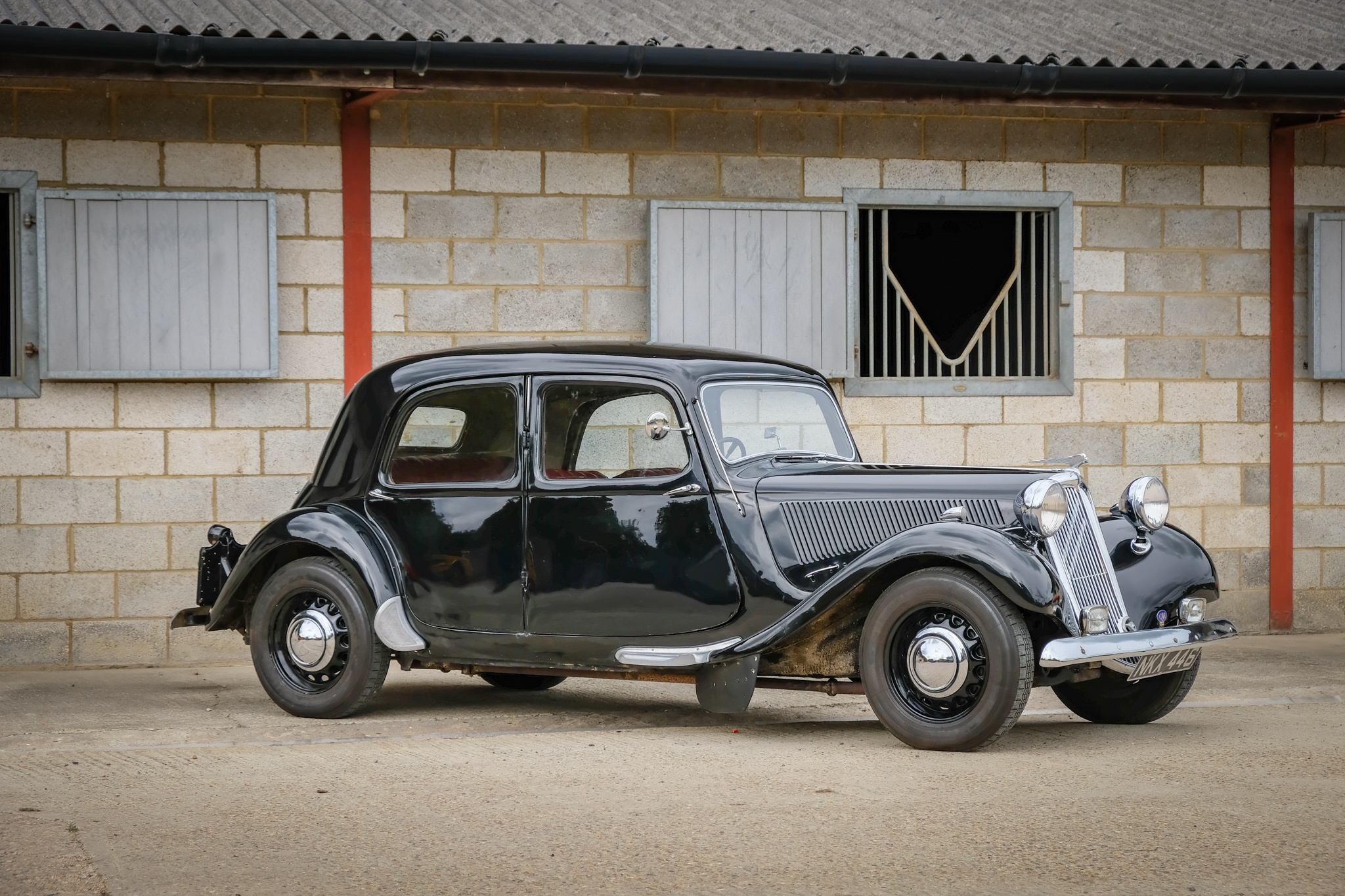 Lot 335 - 1950 Citroen Light 15 Traction Avant