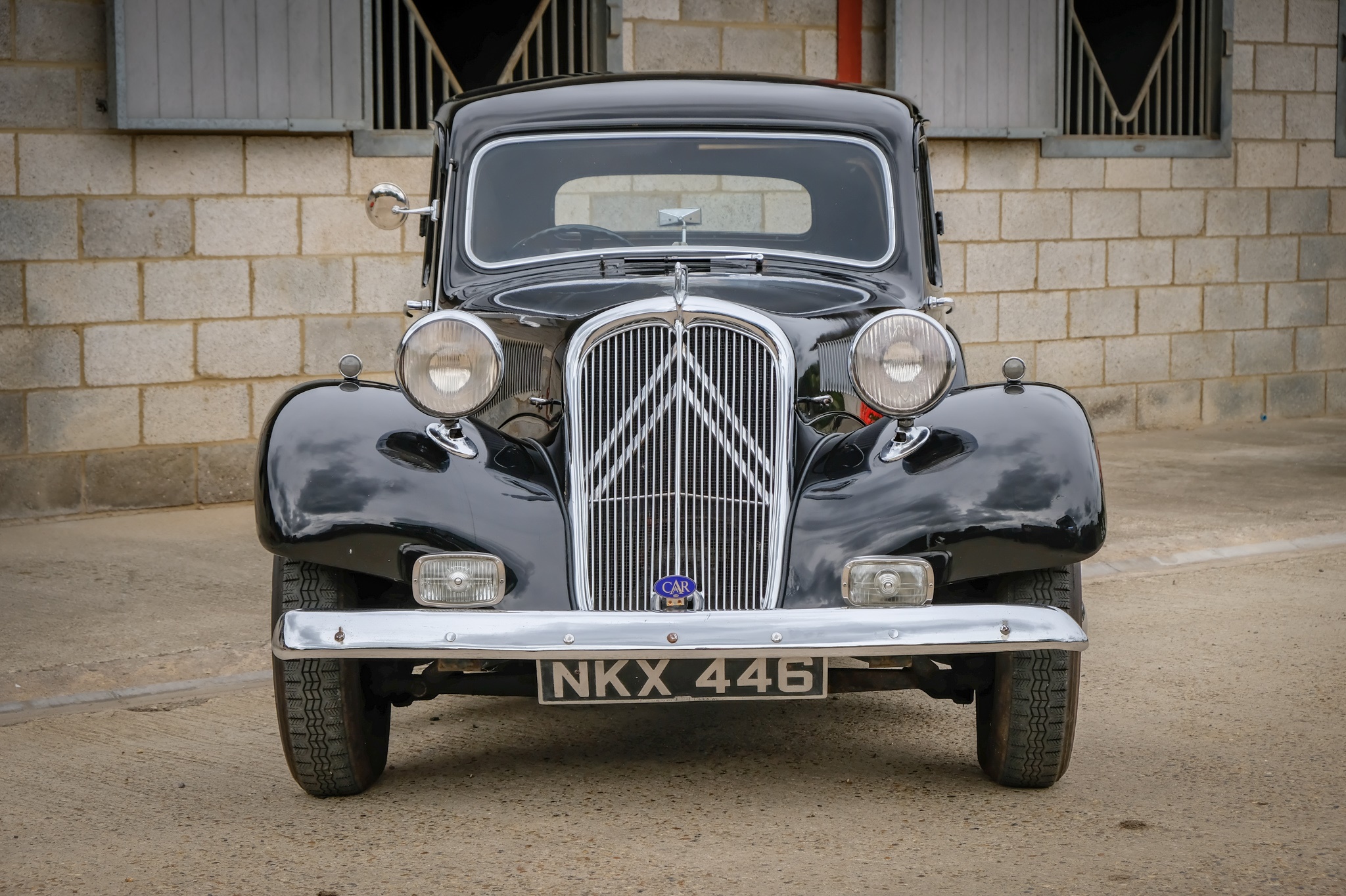 Lot 335 - 1950 Citroen Light 15 Traction Avant