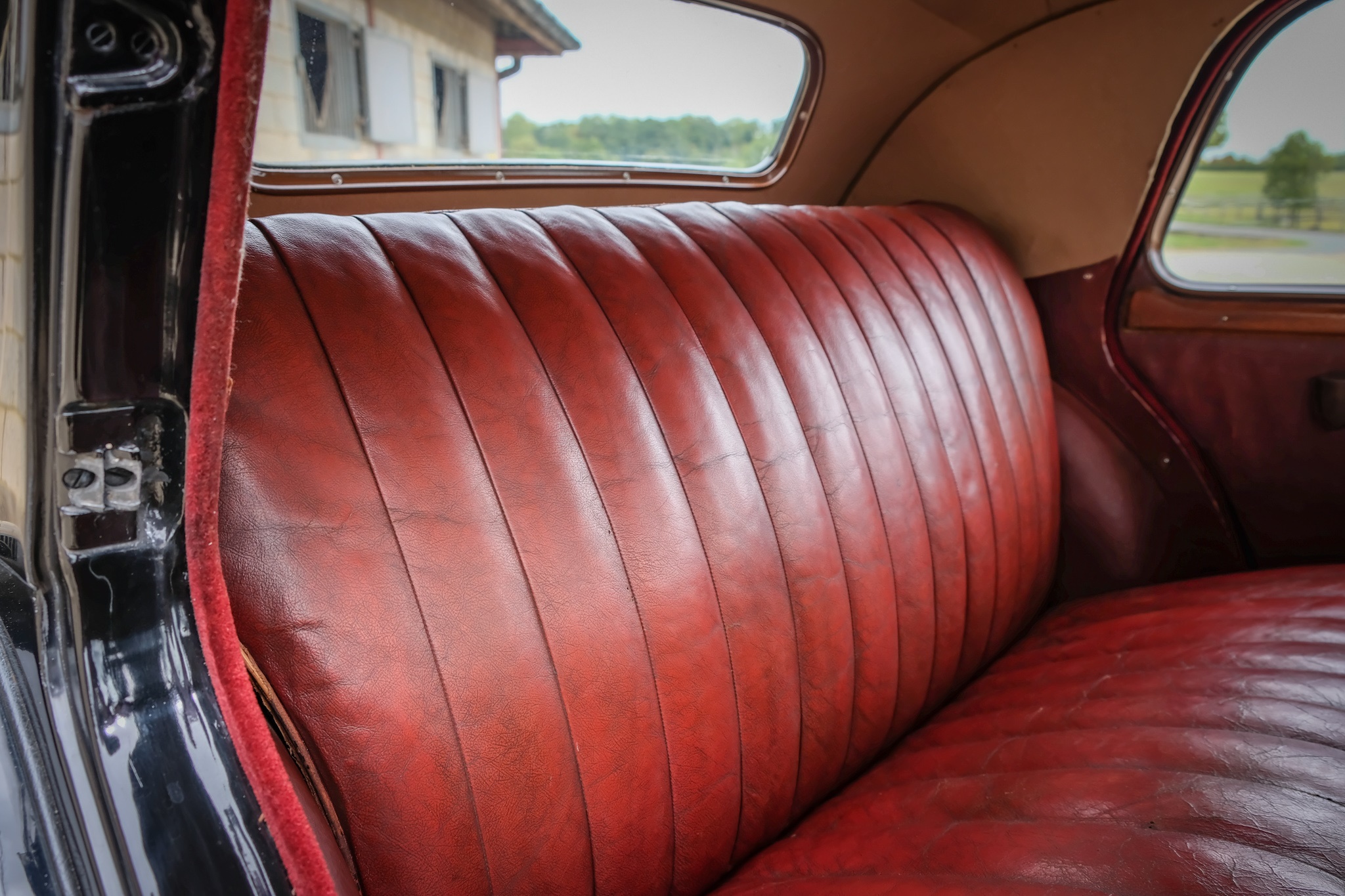 Lot 335 - 1950 Citroen Light 15 Traction Avant