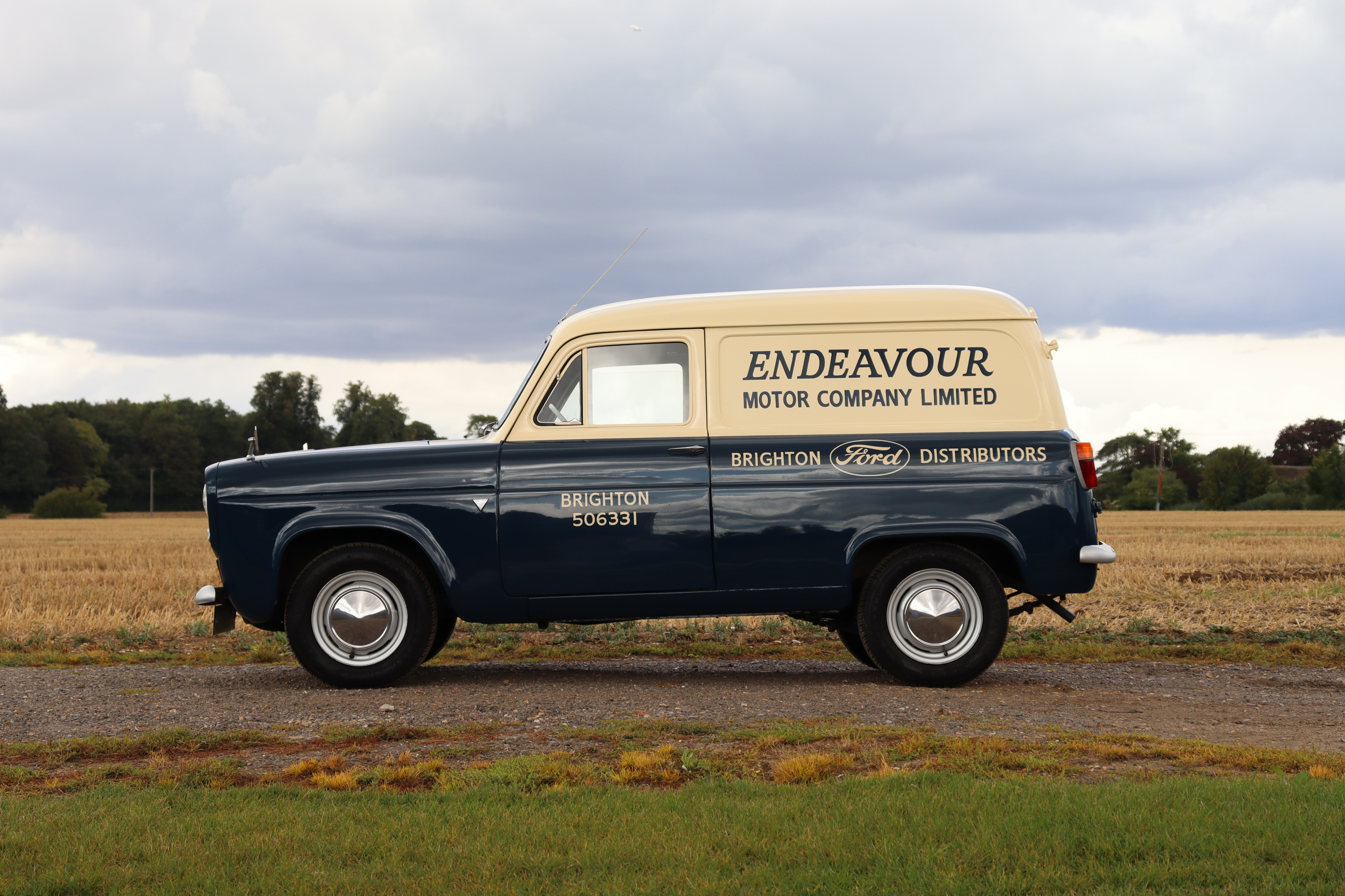 Lot 356 - 1961 Ford Thames 300E Van