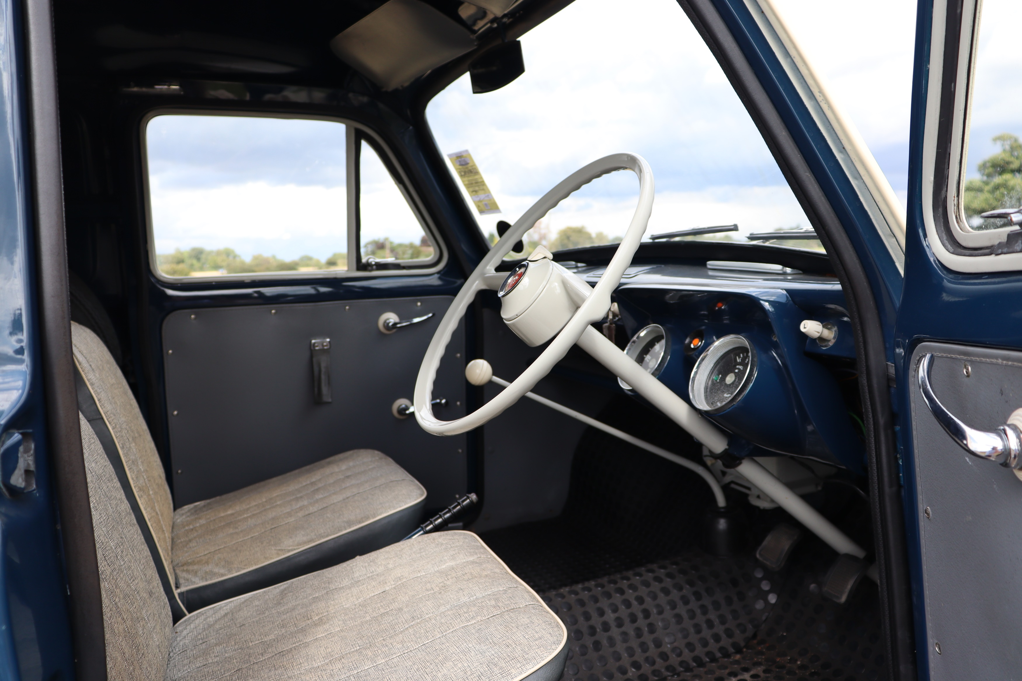 Lot 356 - 1961 Ford Thames 300E Van