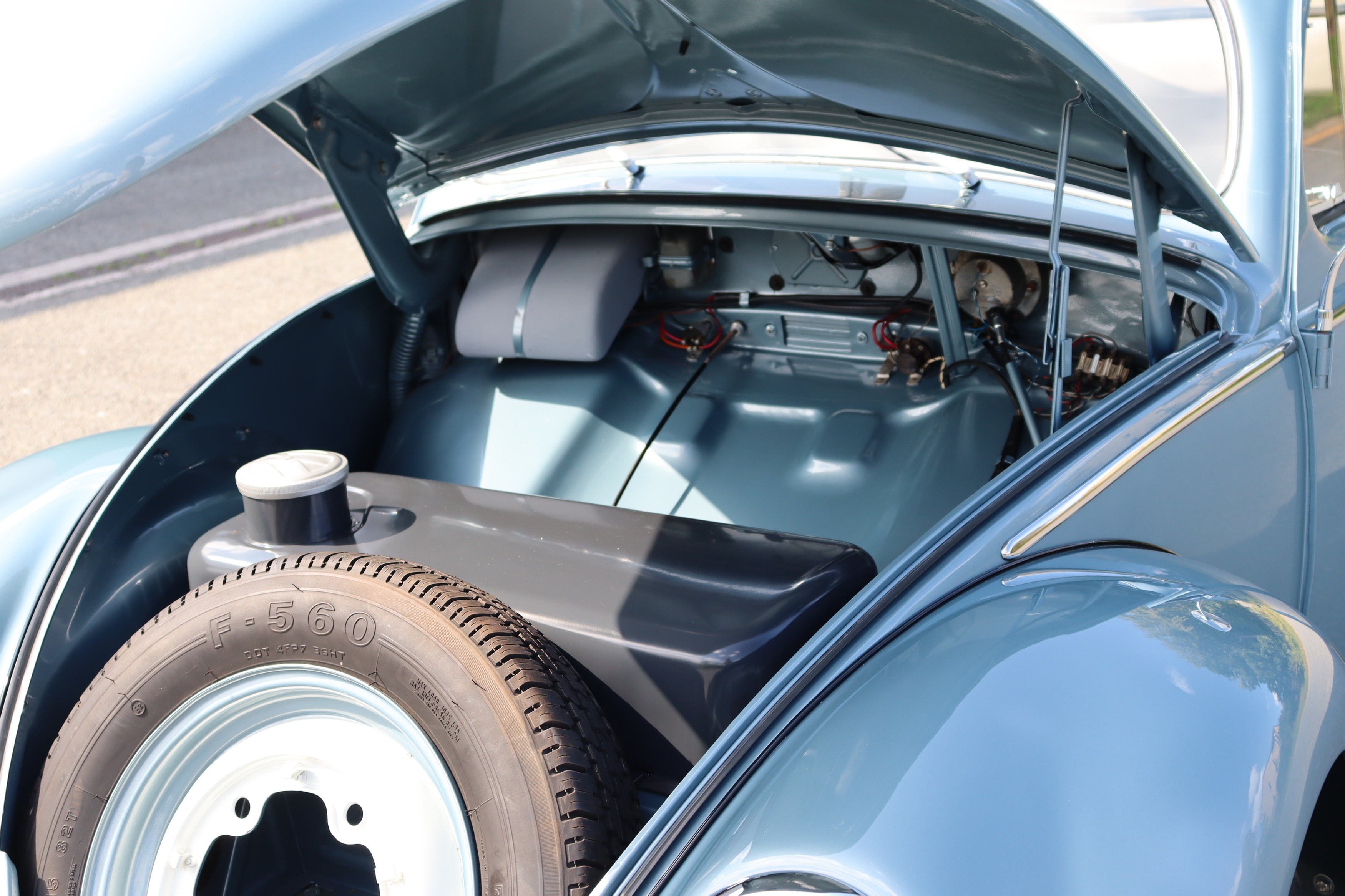 Lot 377 - 1955 Volkswagen Beetle 'Oval Window'