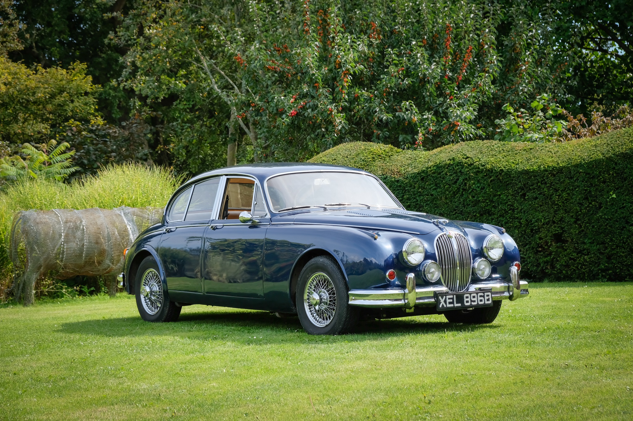Lot 405 - 1964 Jaguar MkII 3.8 Saloon