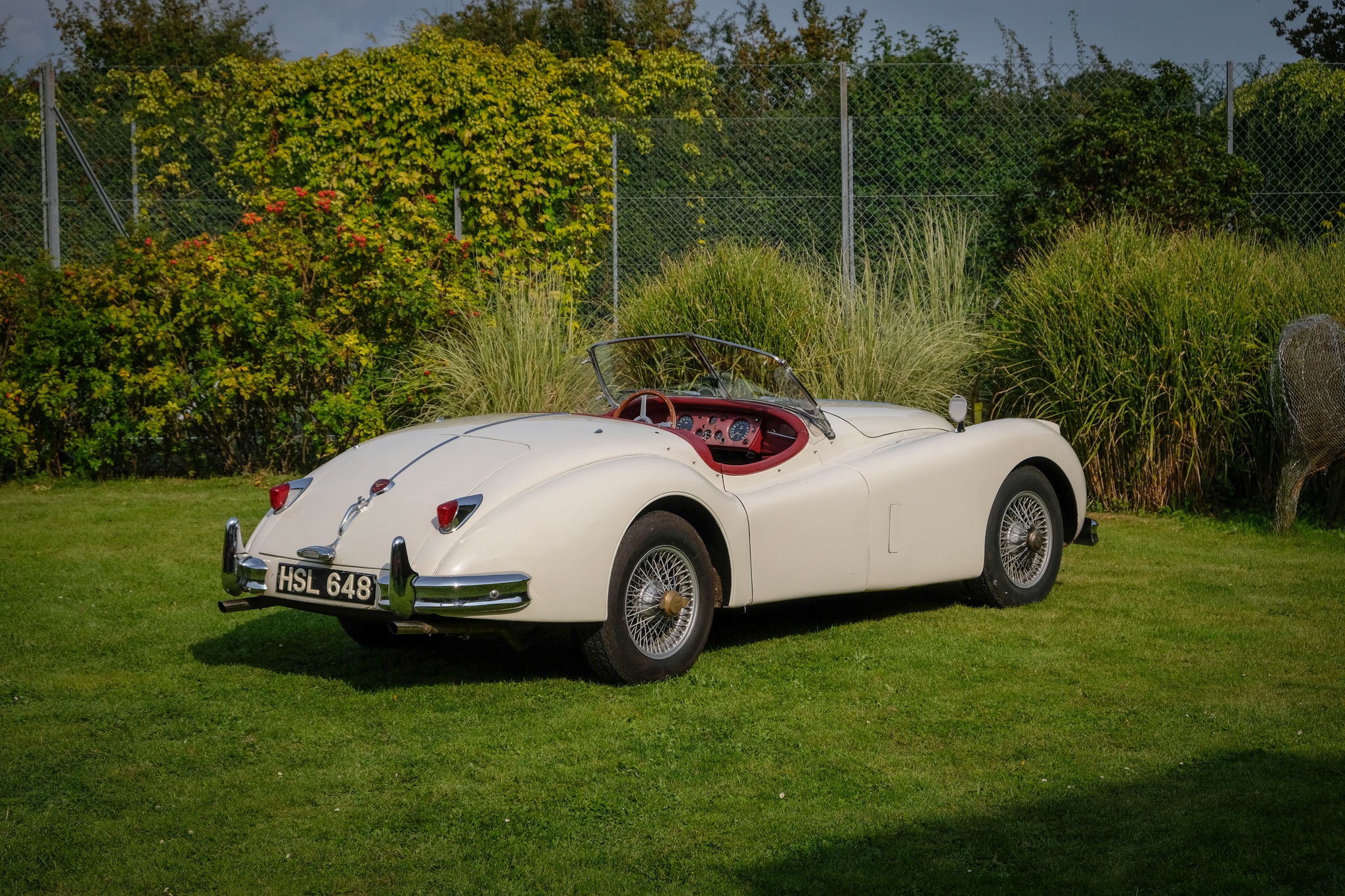 Lot 440 - 1955 Jaguar XK140 SE Roadster