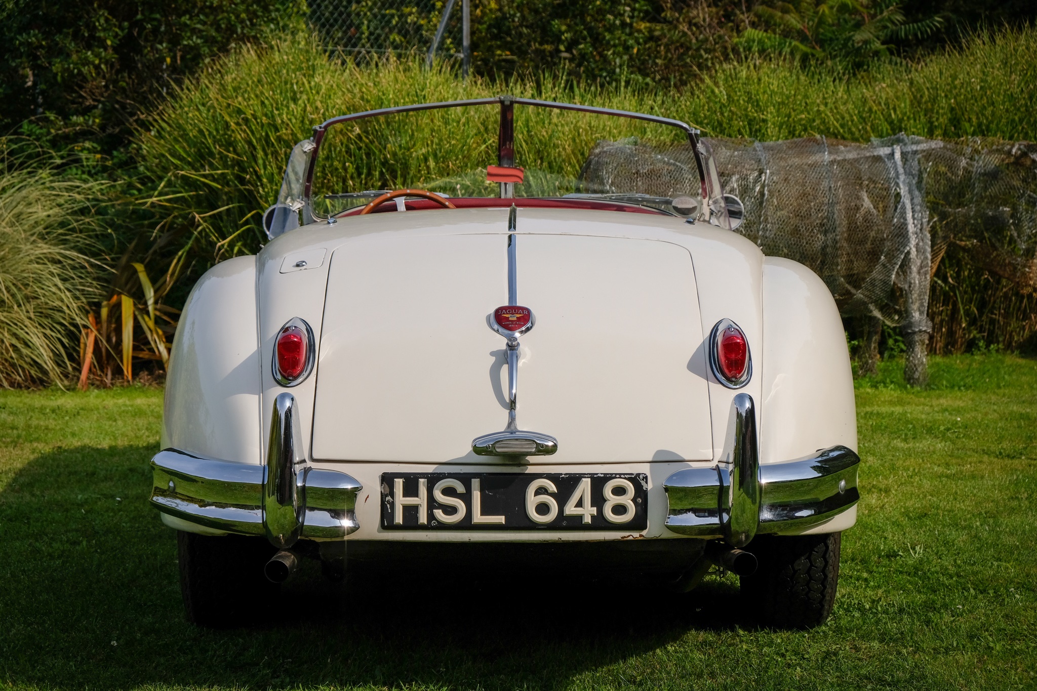 Lot 440 - 1955 Jaguar XK140 SE Roadster