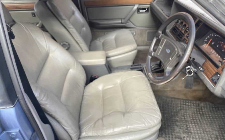 Lot 450 - 1984 Ford Granada 2.8i Ghia X Executive