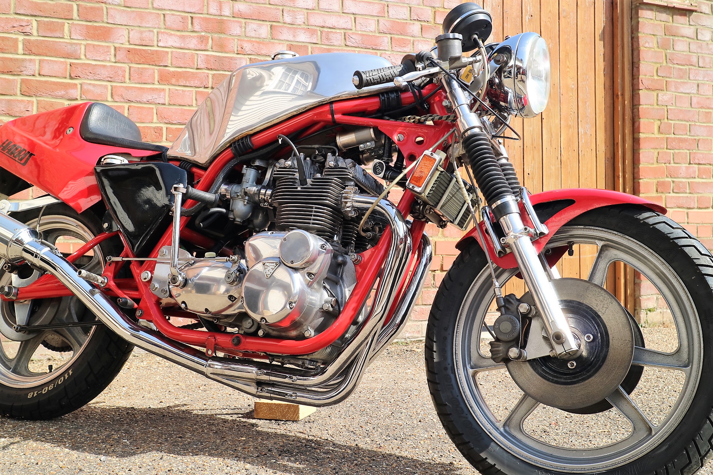 Lot 345 - 1976 Triumph Trident Harris Prototype