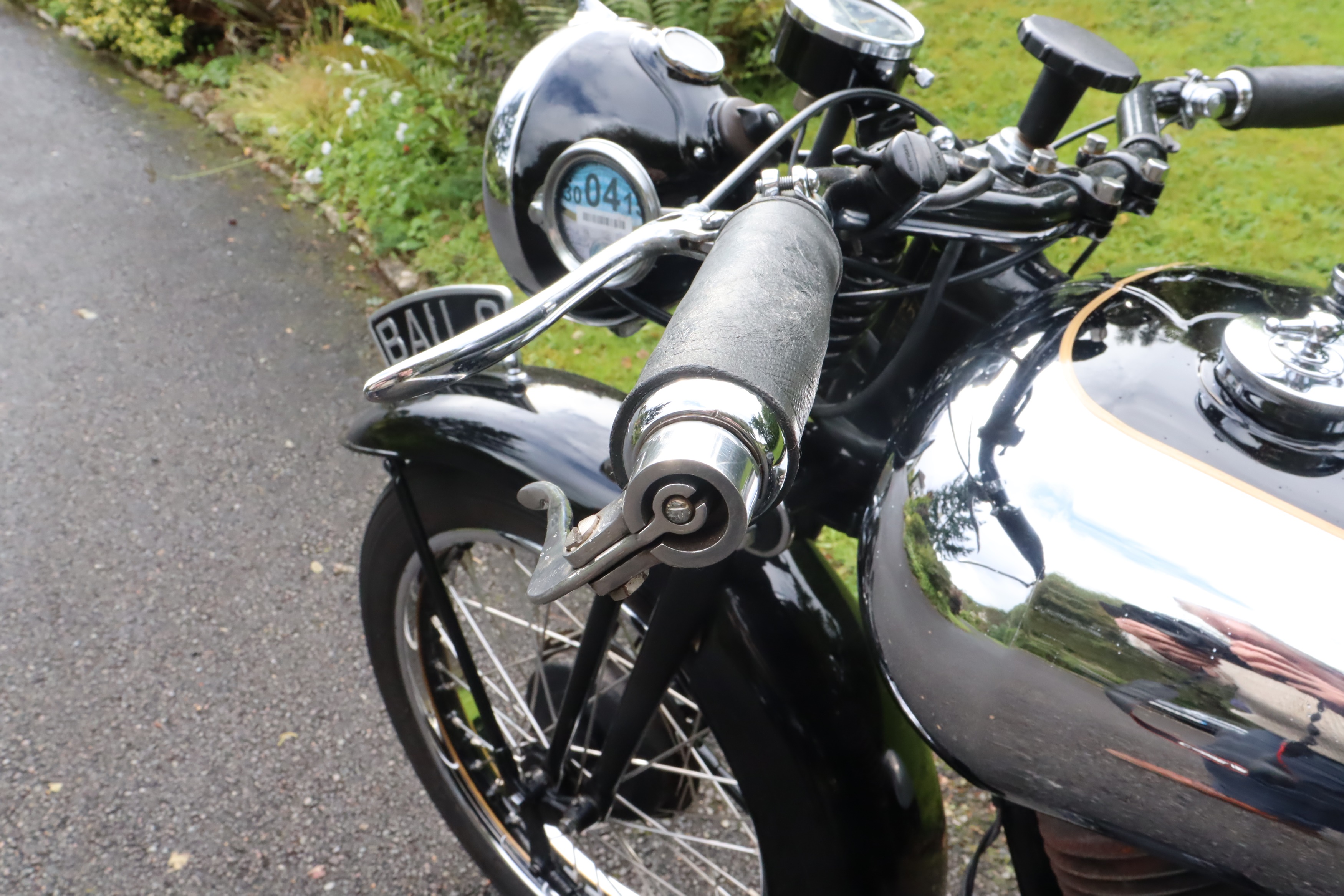 Lot 300 - 1935 Brough Superior 11-50