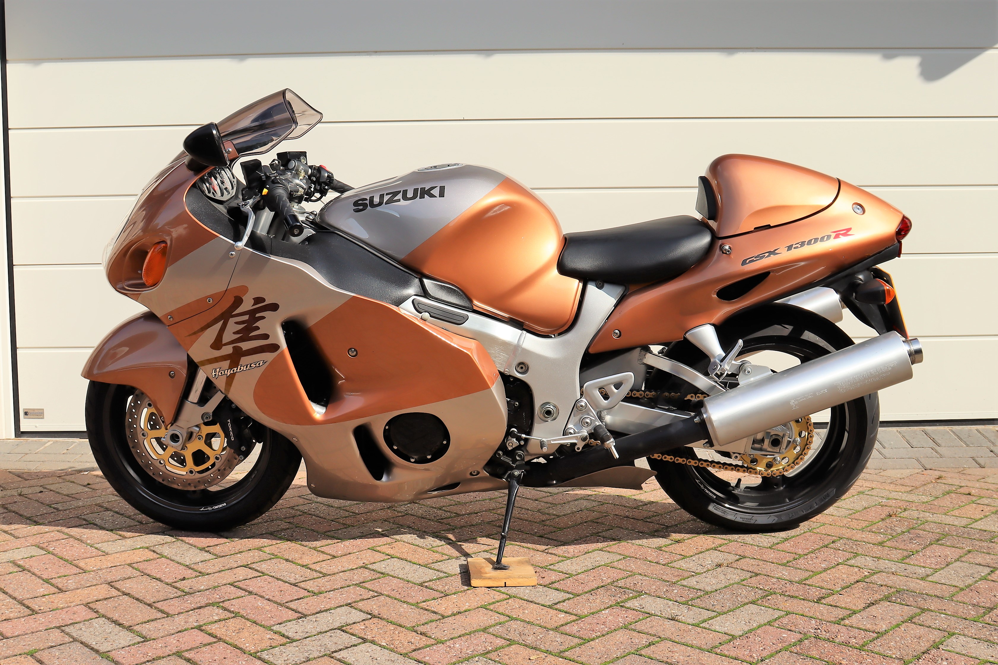 Lot 349 - 1999 Suzuki Hayabusa GSX 1300R