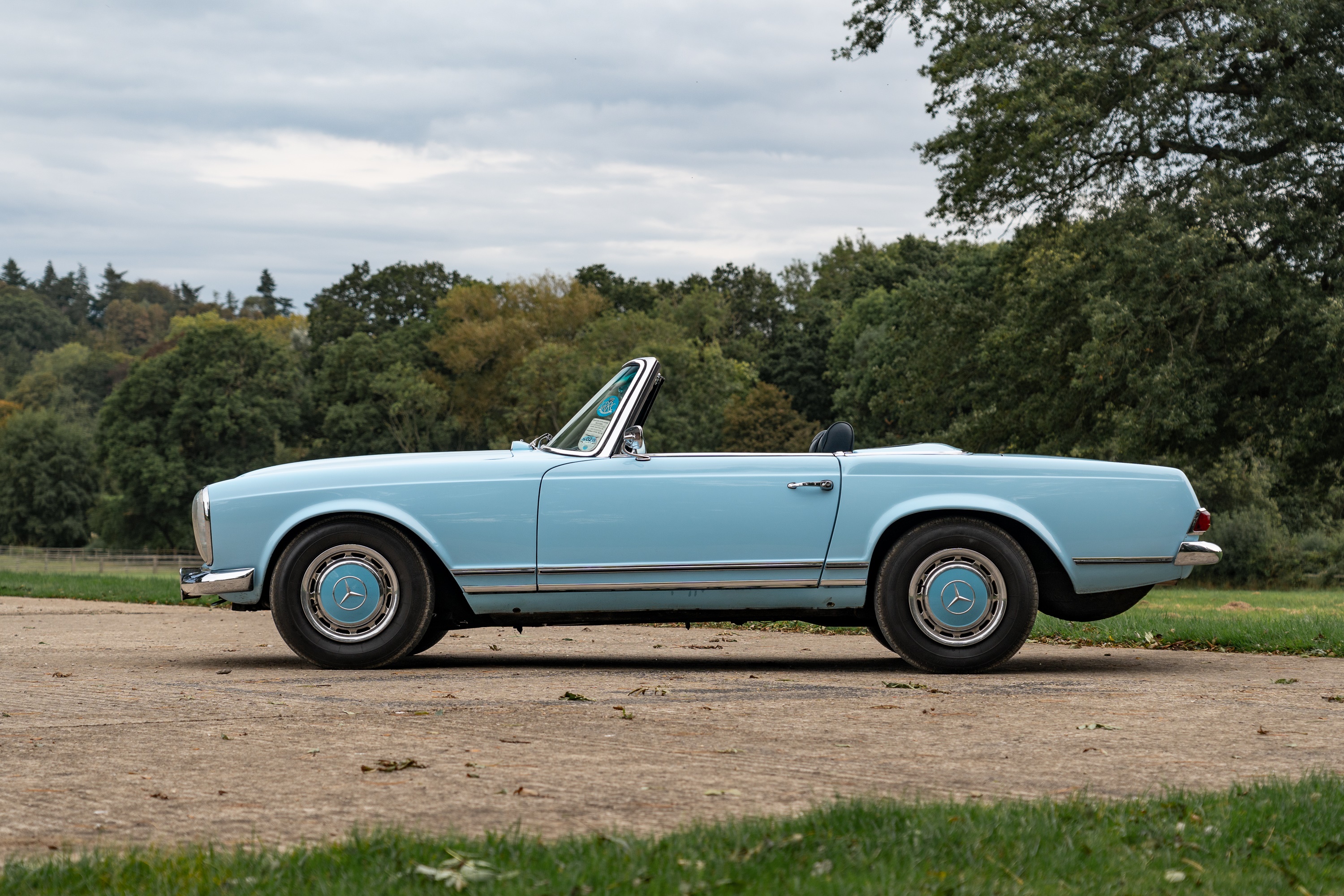 Lot 43 - 1964 Mercedes-Benz 230SL
