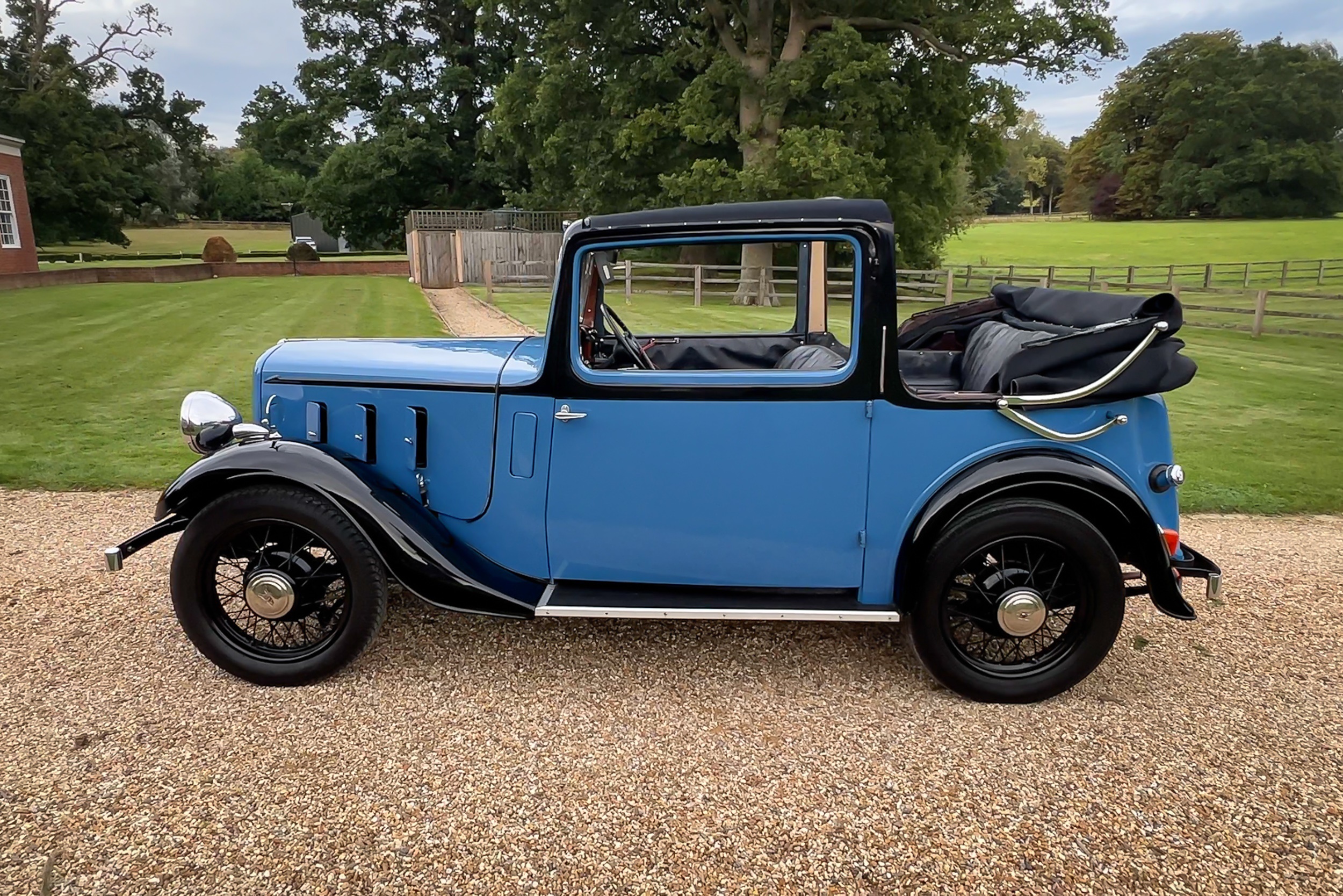Lot 14 - 1936 Austin 10/4 Colwyn Cabriolet