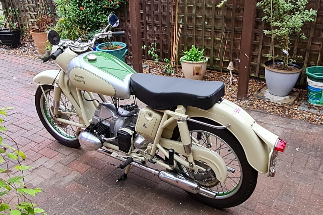 Lot 257 - 1957 Douglas Dragonfly