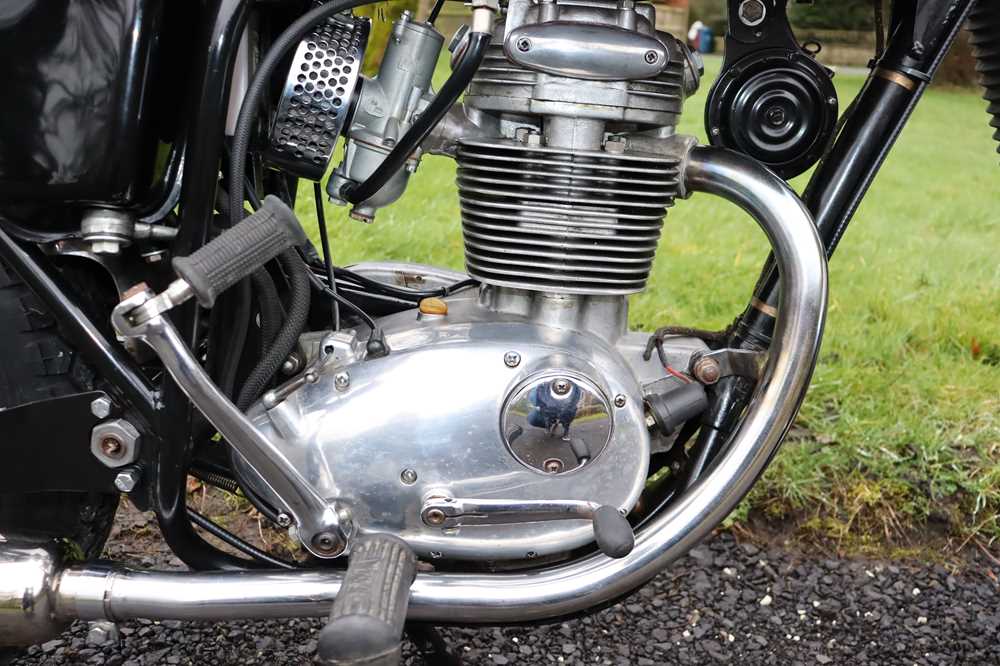 Lot 361 - 1970 BSA B25 Starfire