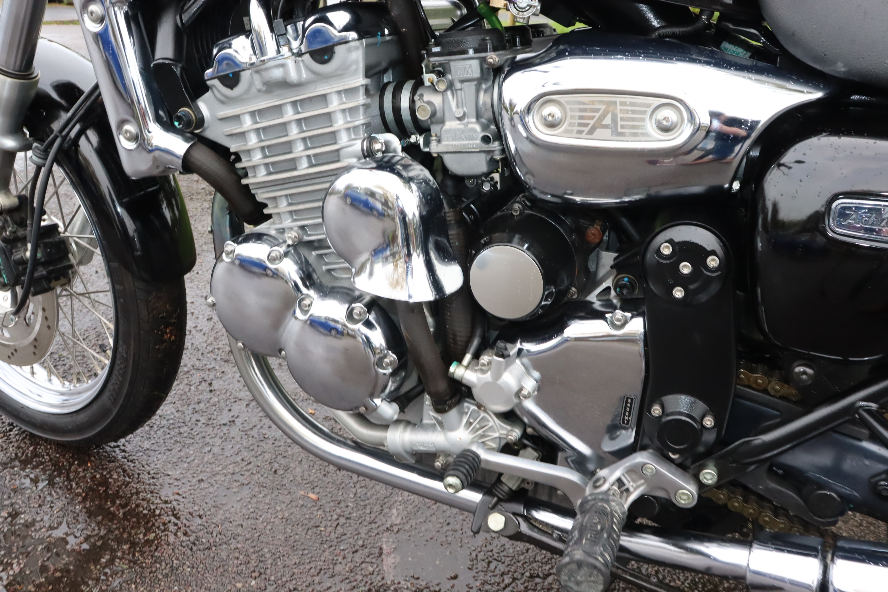 Lot 370 - 2002 Triumph Adventurer 885