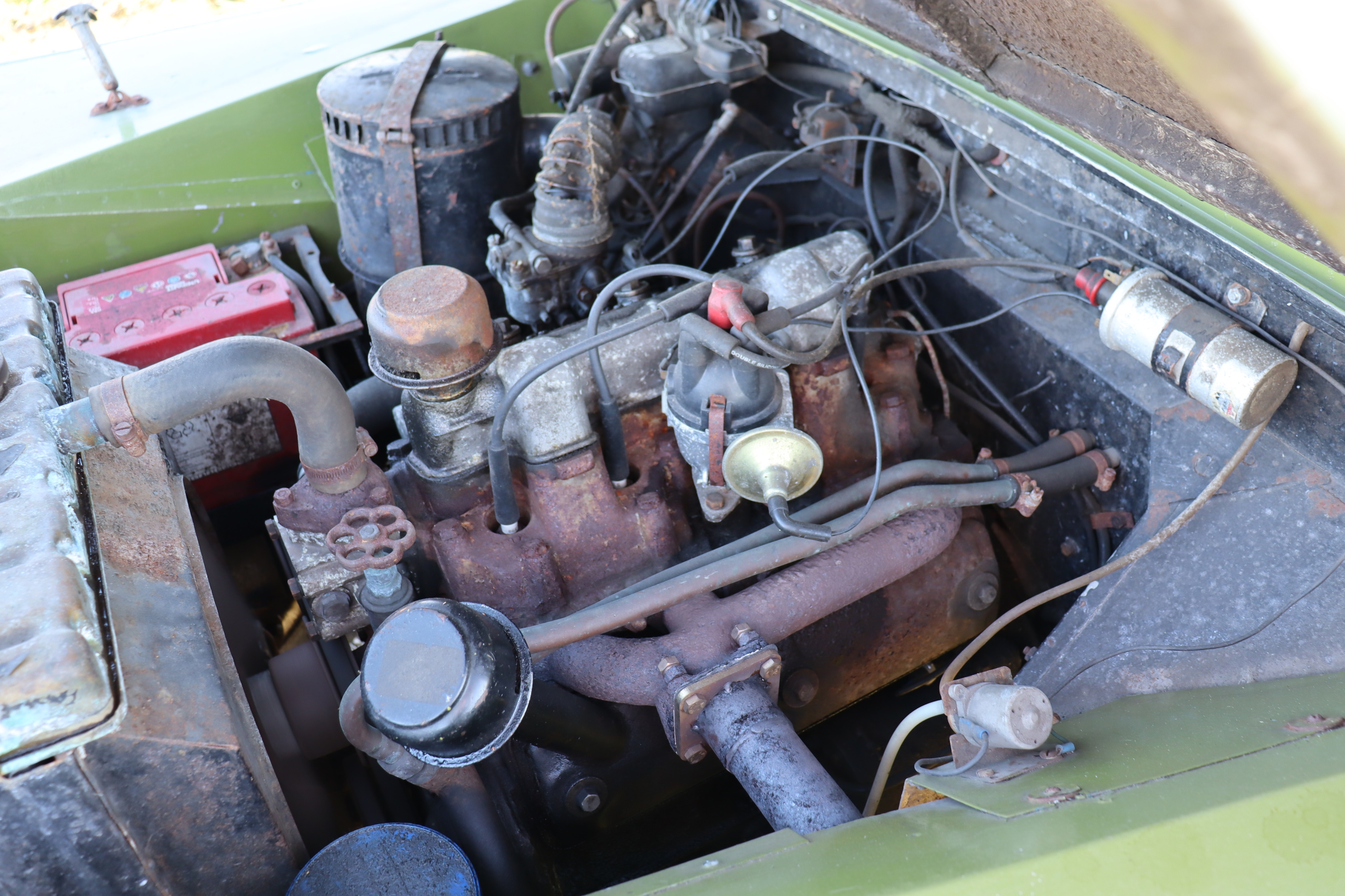 Lot 104 - 1955 Land Rover Series I 107''