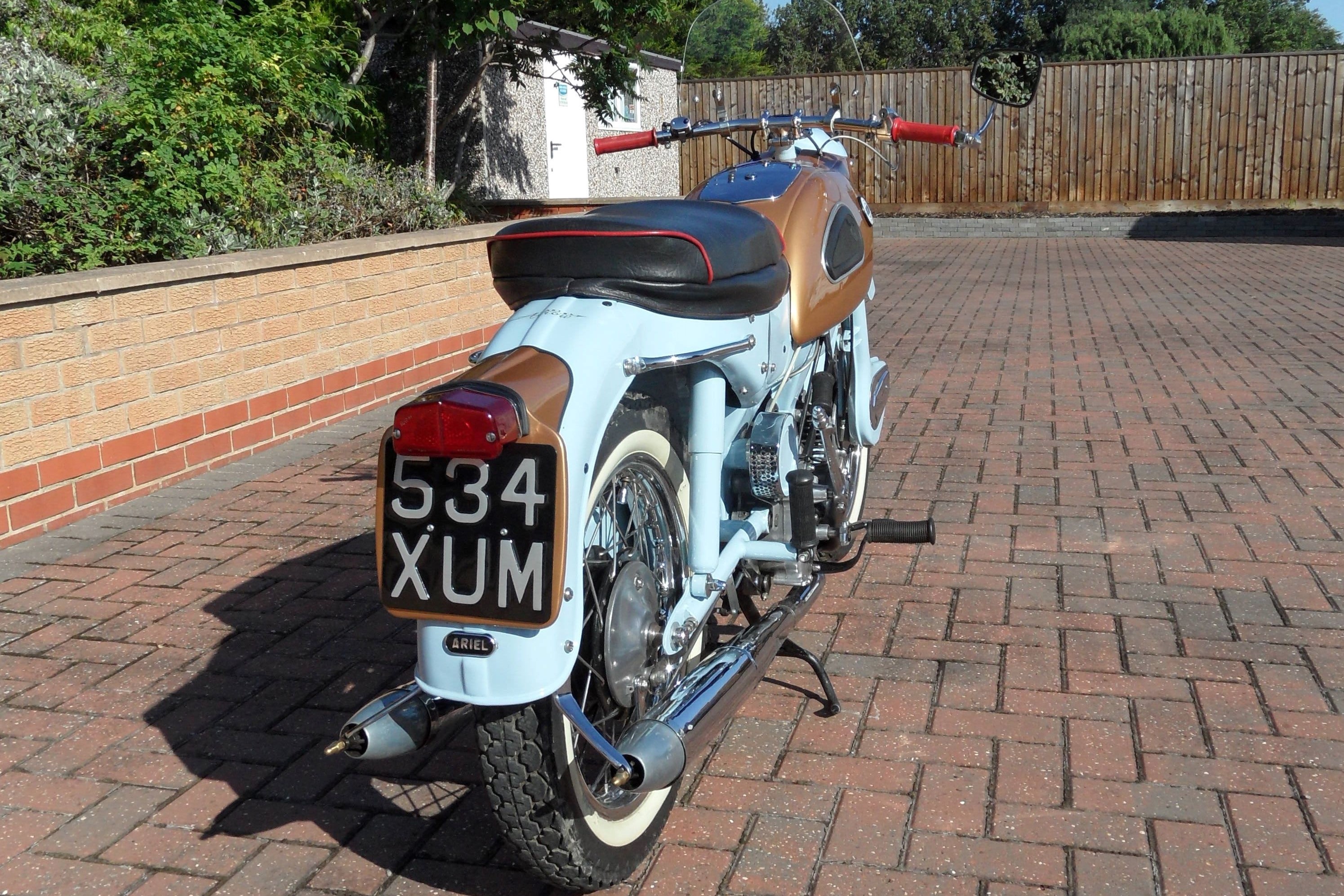 Lot 248 - 1961 Ariel Golden Arrow