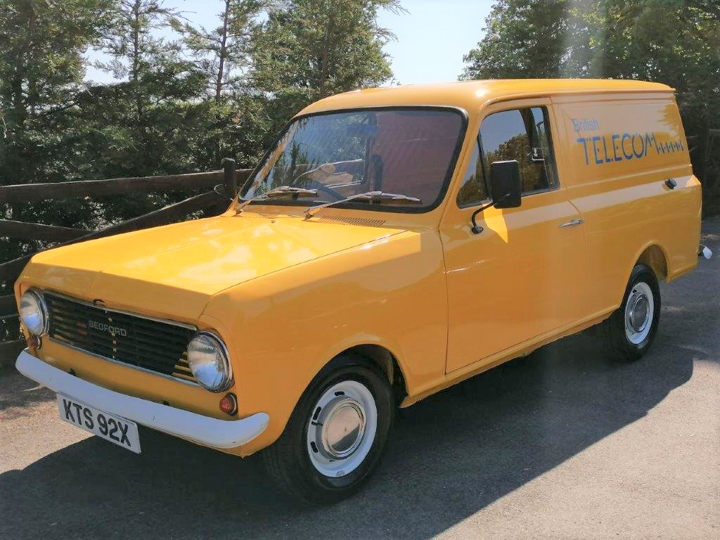 Lot 39 - 1982 Bedford HA 110 Van