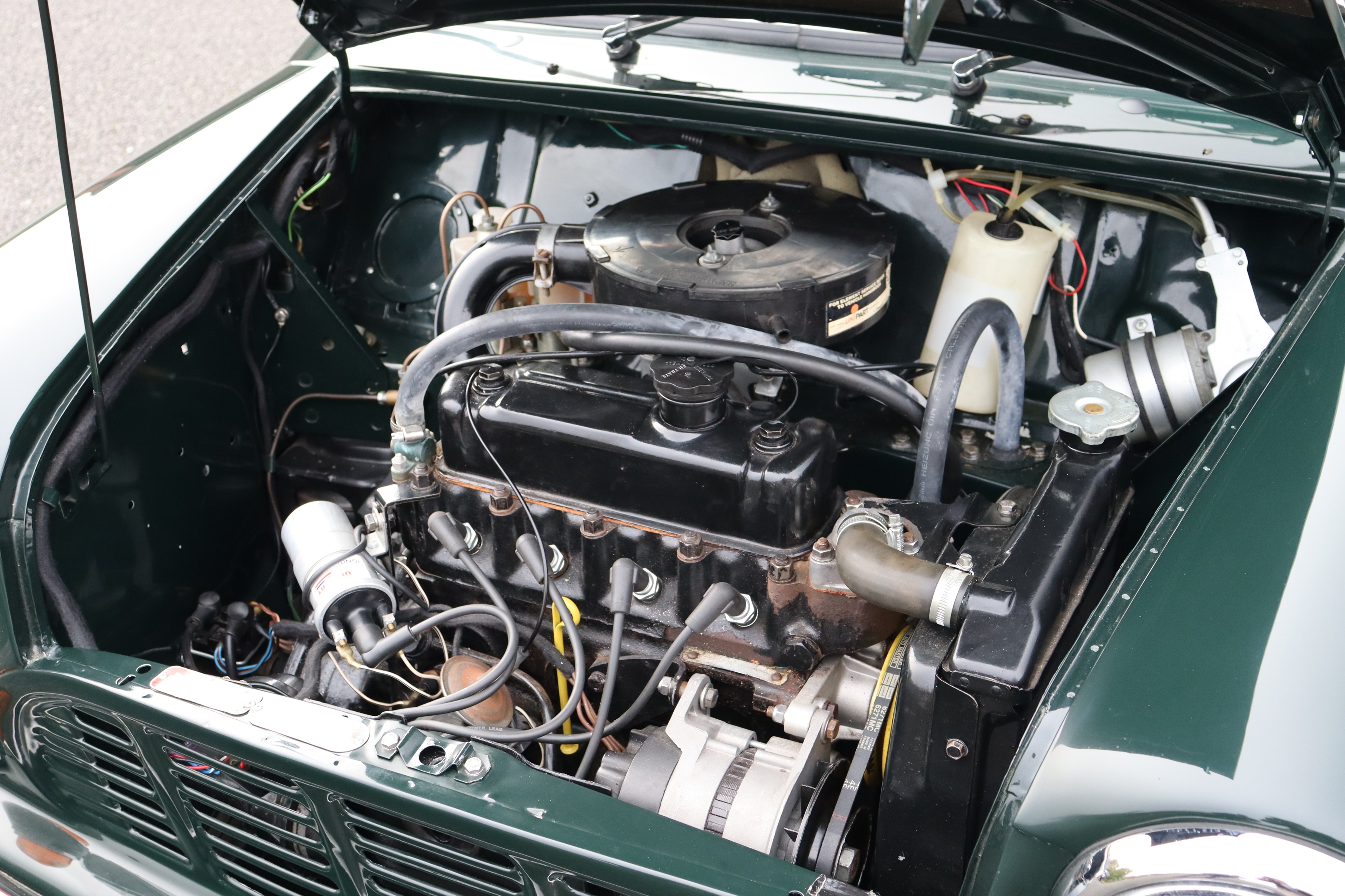 Lot 82 - 1974 Austin Mini Van 850