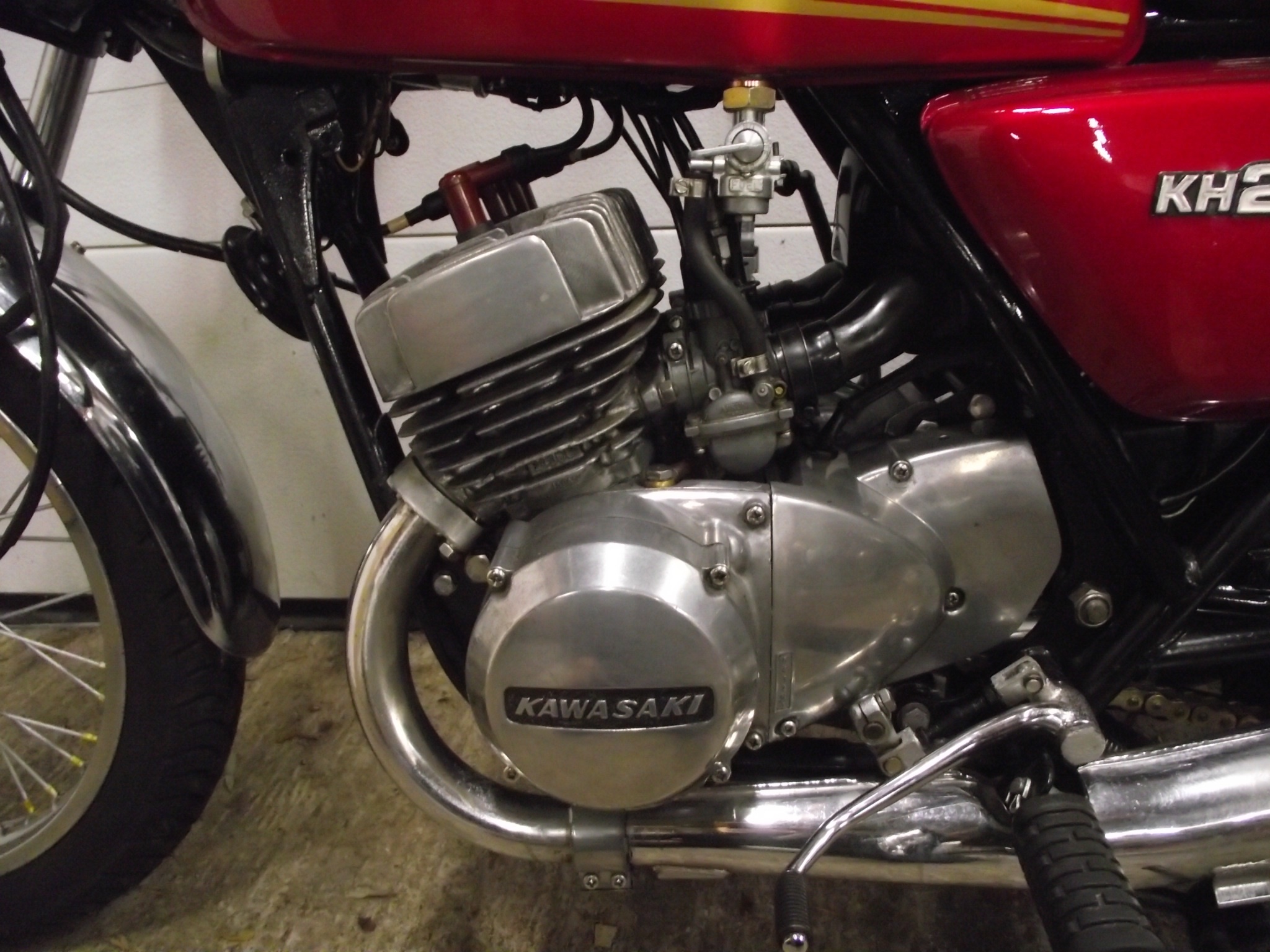 Lot 371 - 1977 Kawasaki KH250