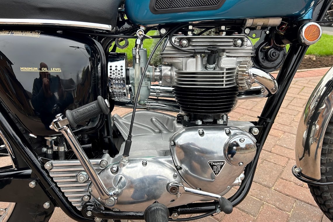 Lot 328 - 1968 Triumph TR6C