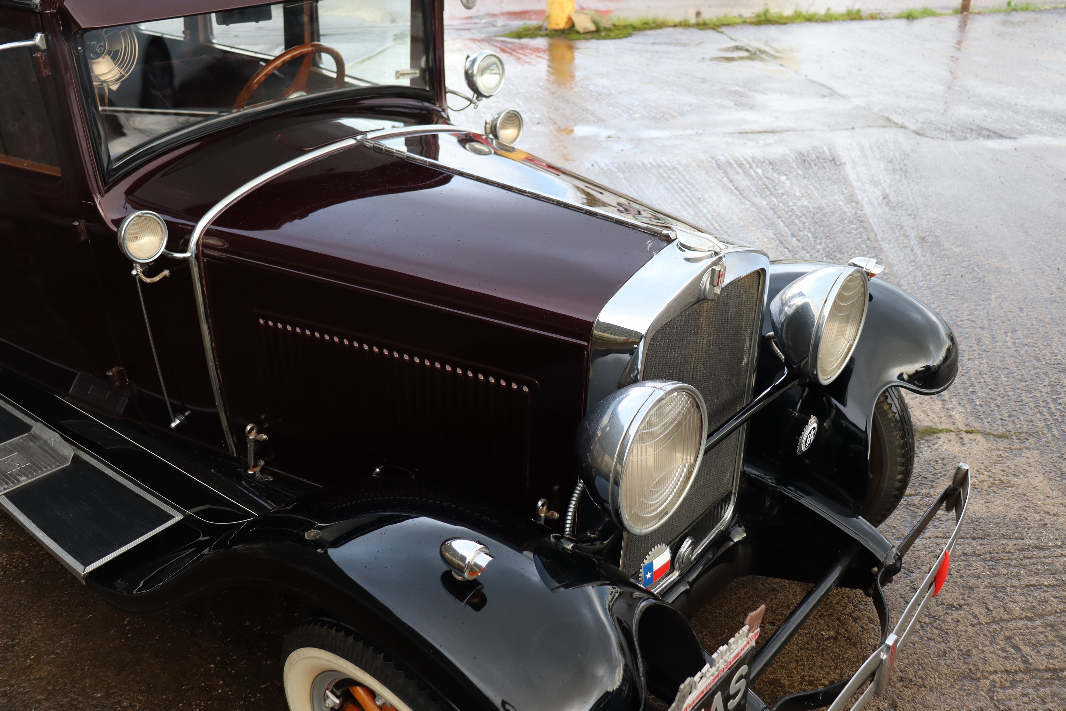 Lot 49 - 1929 Hupmobile Model A Saloon