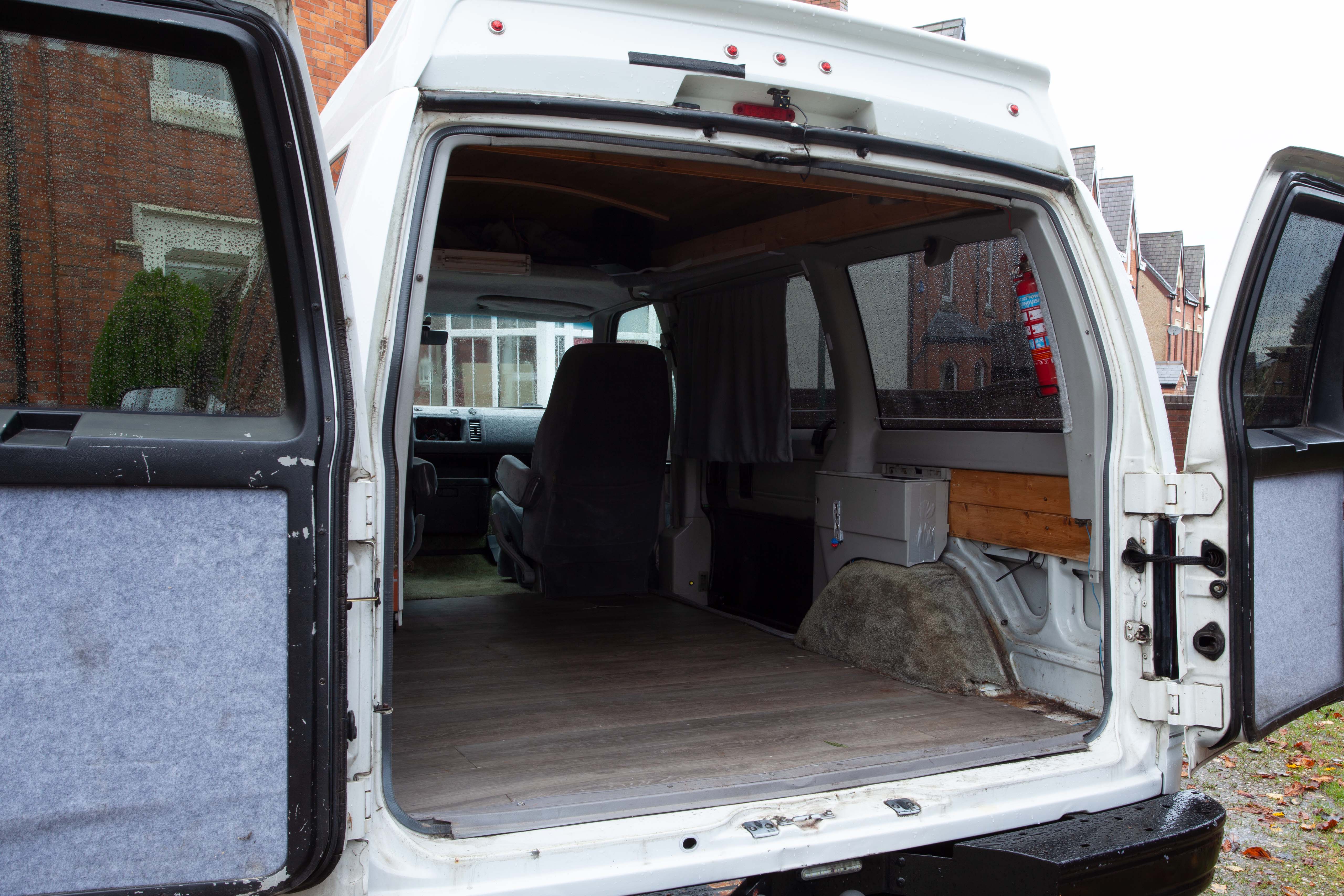 Lot 94 - 1996 Chevrolet Astro Day Van