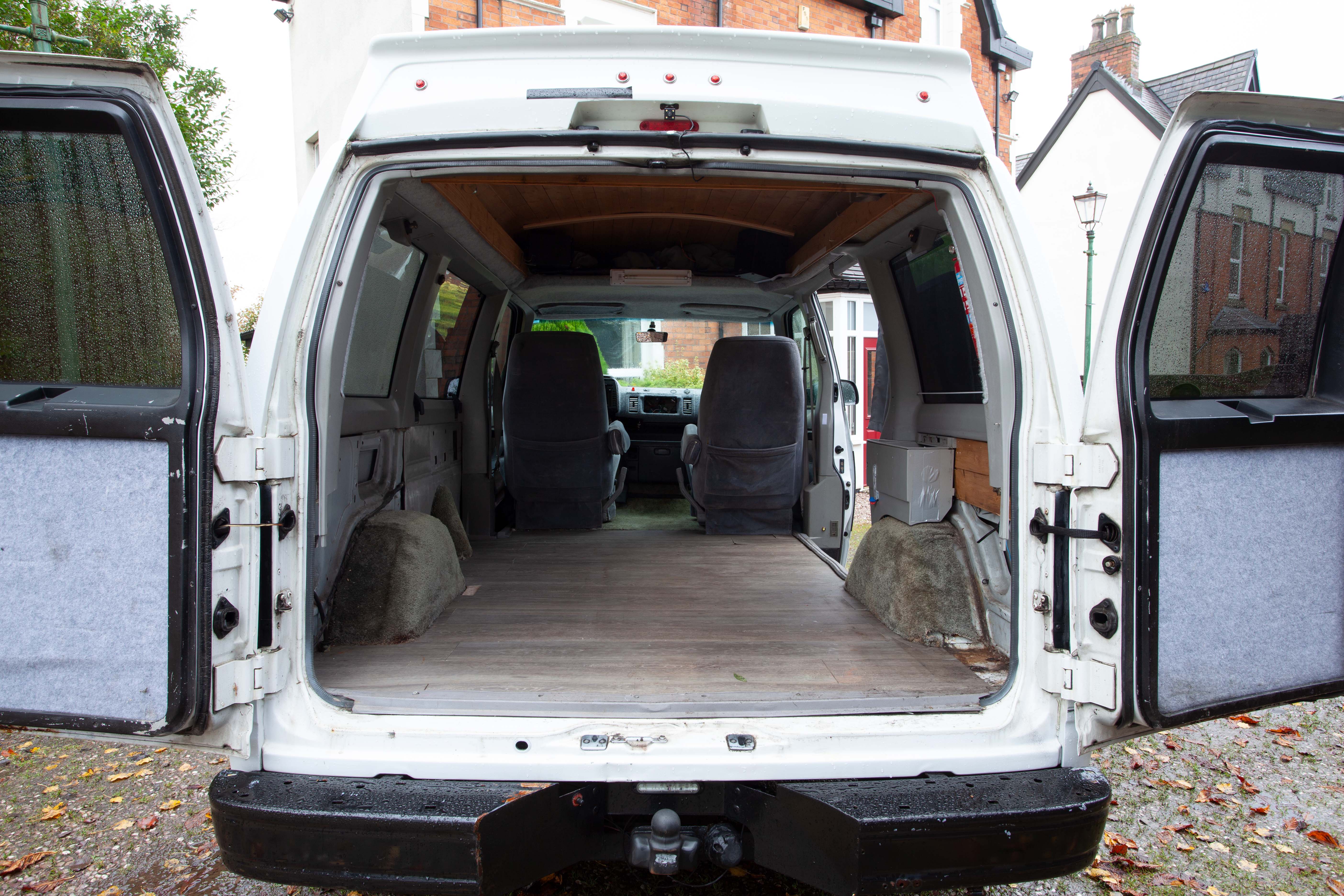 Lot 94 - 1996 Chevrolet Astro Day Van