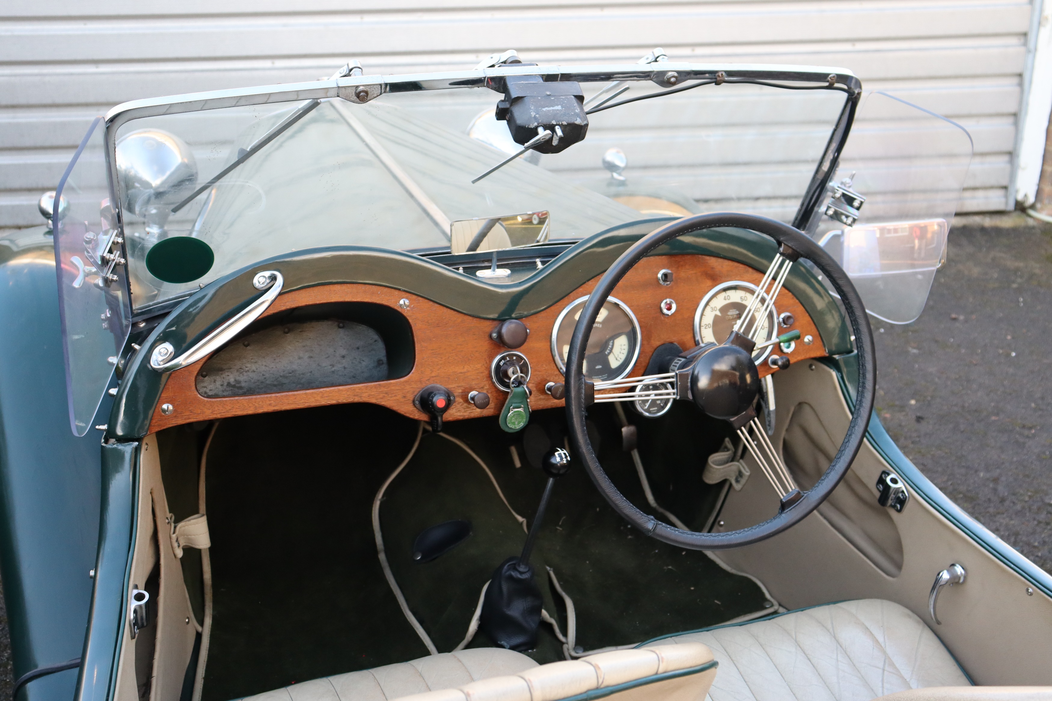 Lot 1 - 1952 Singer 4AB Roadster