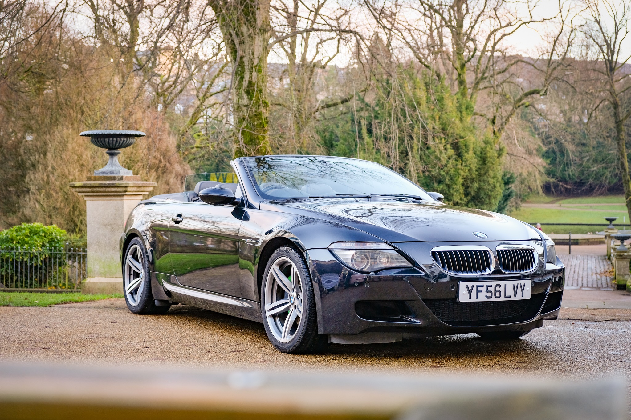 Lot 146 - 2006 BMW M6 V10 Convertible