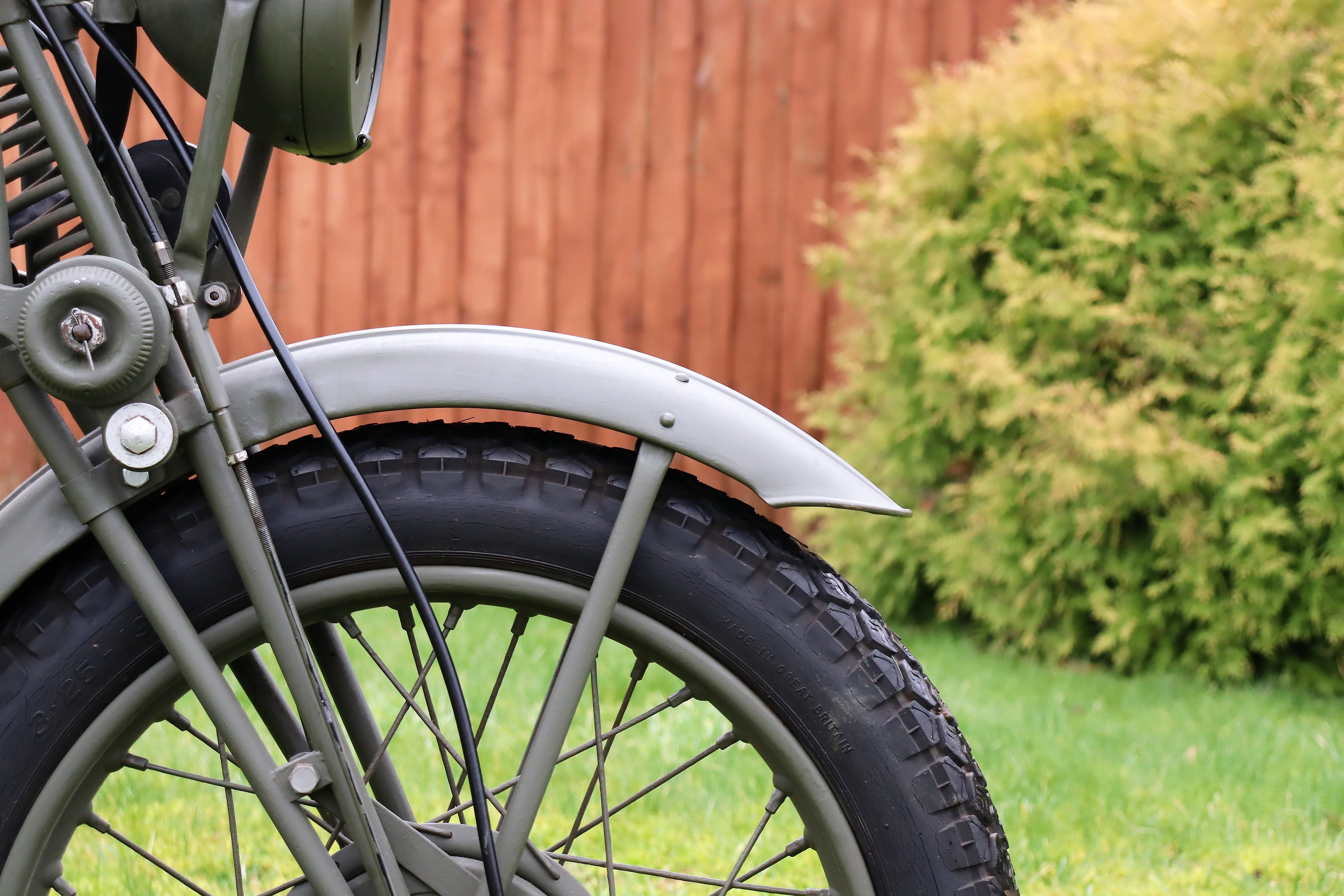 Lot 282 - 1940 Triumph 3HW