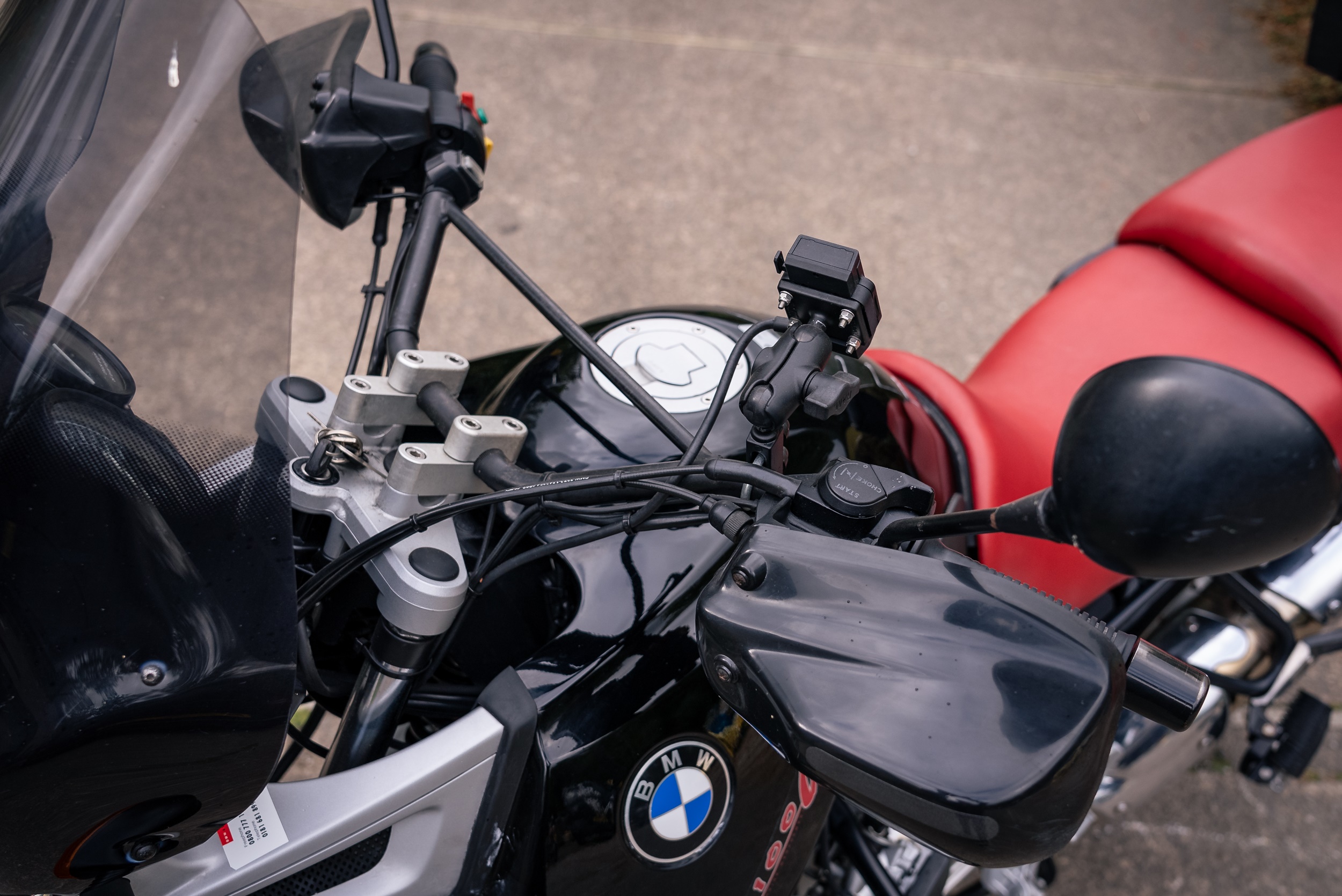 Lot 223 - 2000 BMW R1100GS