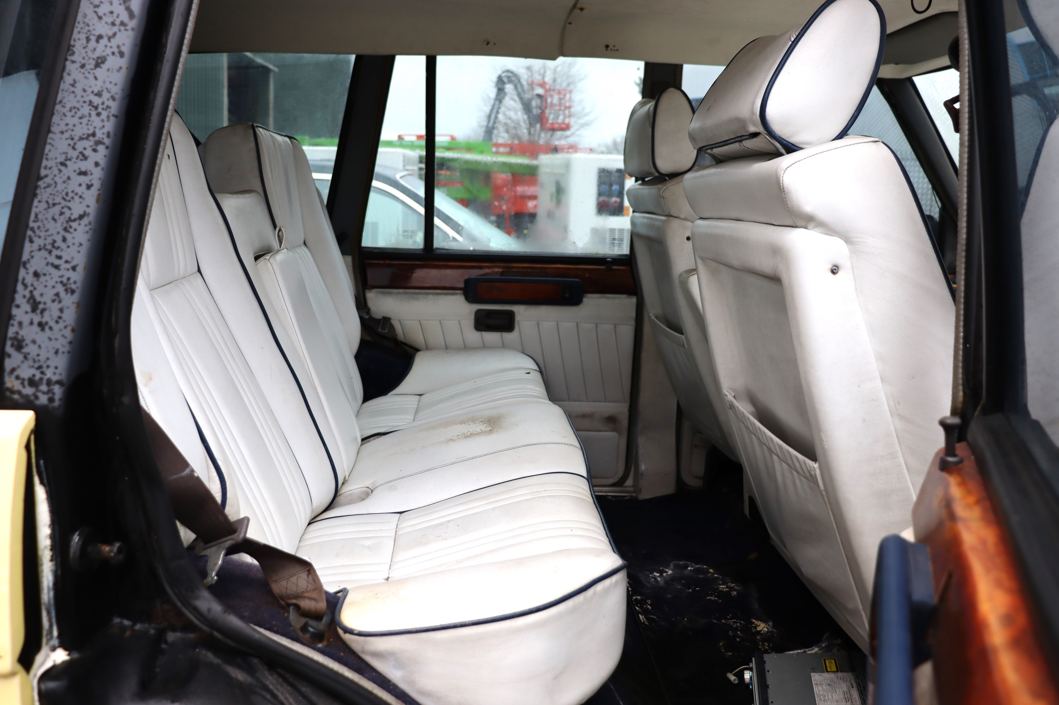 Lot 13 - 1988 Range Rover Vogue EFi